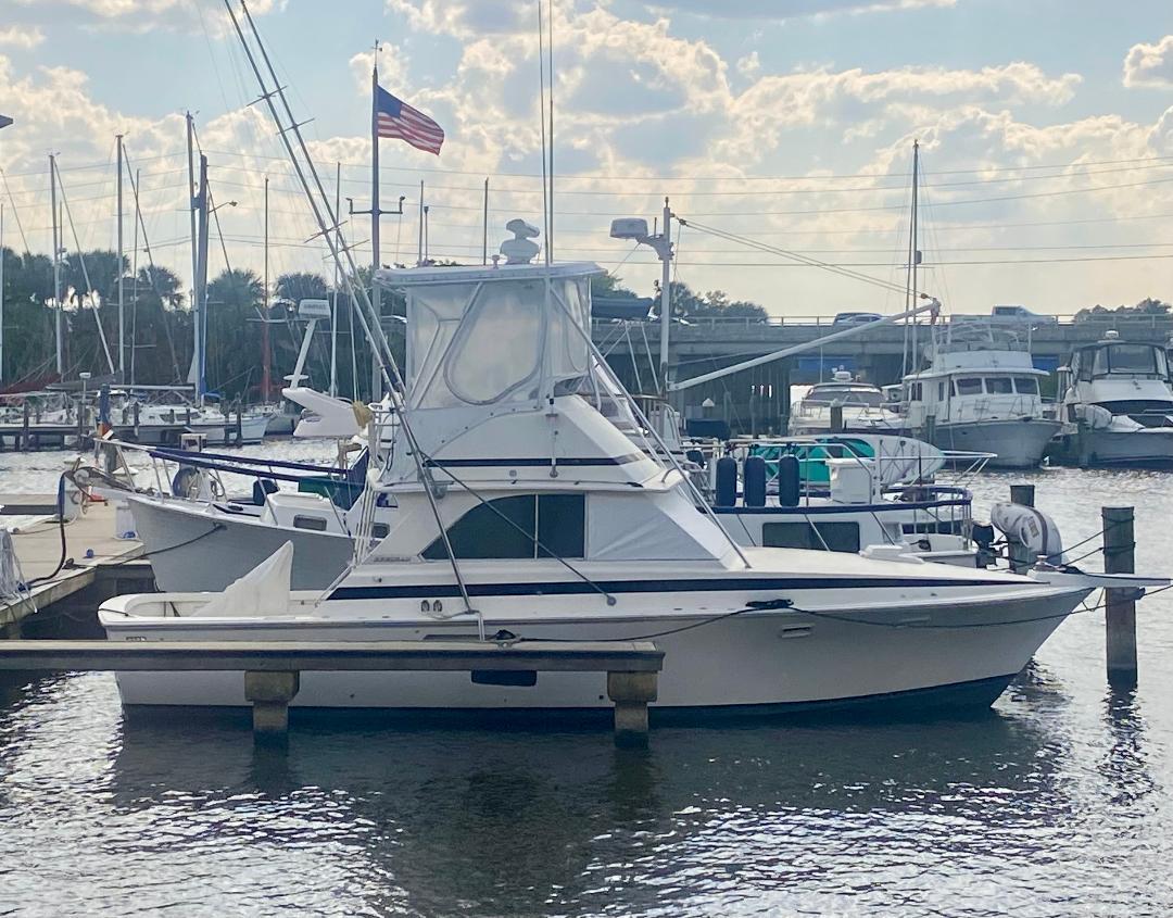 1974 Bertram 35 Convertible "Dream Girl" - Florida Yachts International