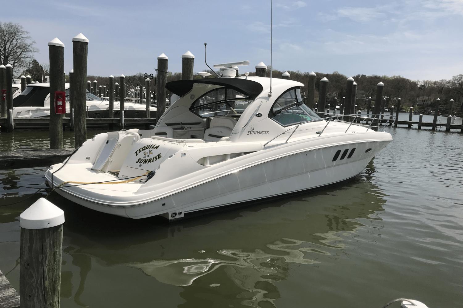 Yacht for Sale | 39 Sea Ray Yachts Grasonville, MD | Denison Yacht Sales
