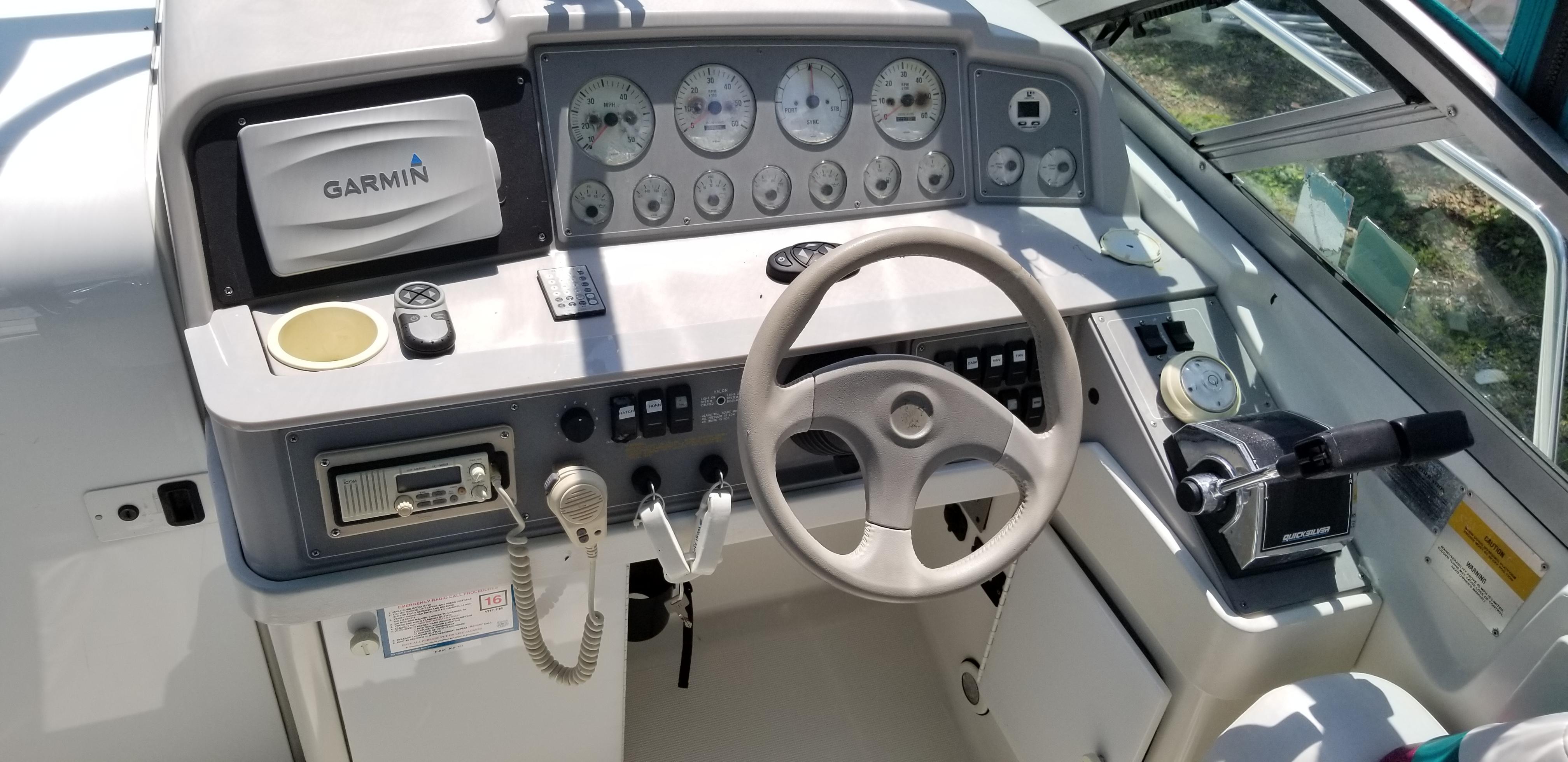 1998 Formula 31 Performance Cruiser – Yachtbrokers of Annapolis