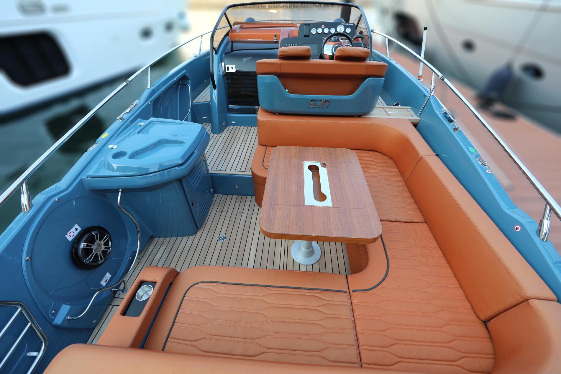 Cranchi E30 Model 2023 Yacht for Sale | 32 Cranchi Yachts Dubai, United ...