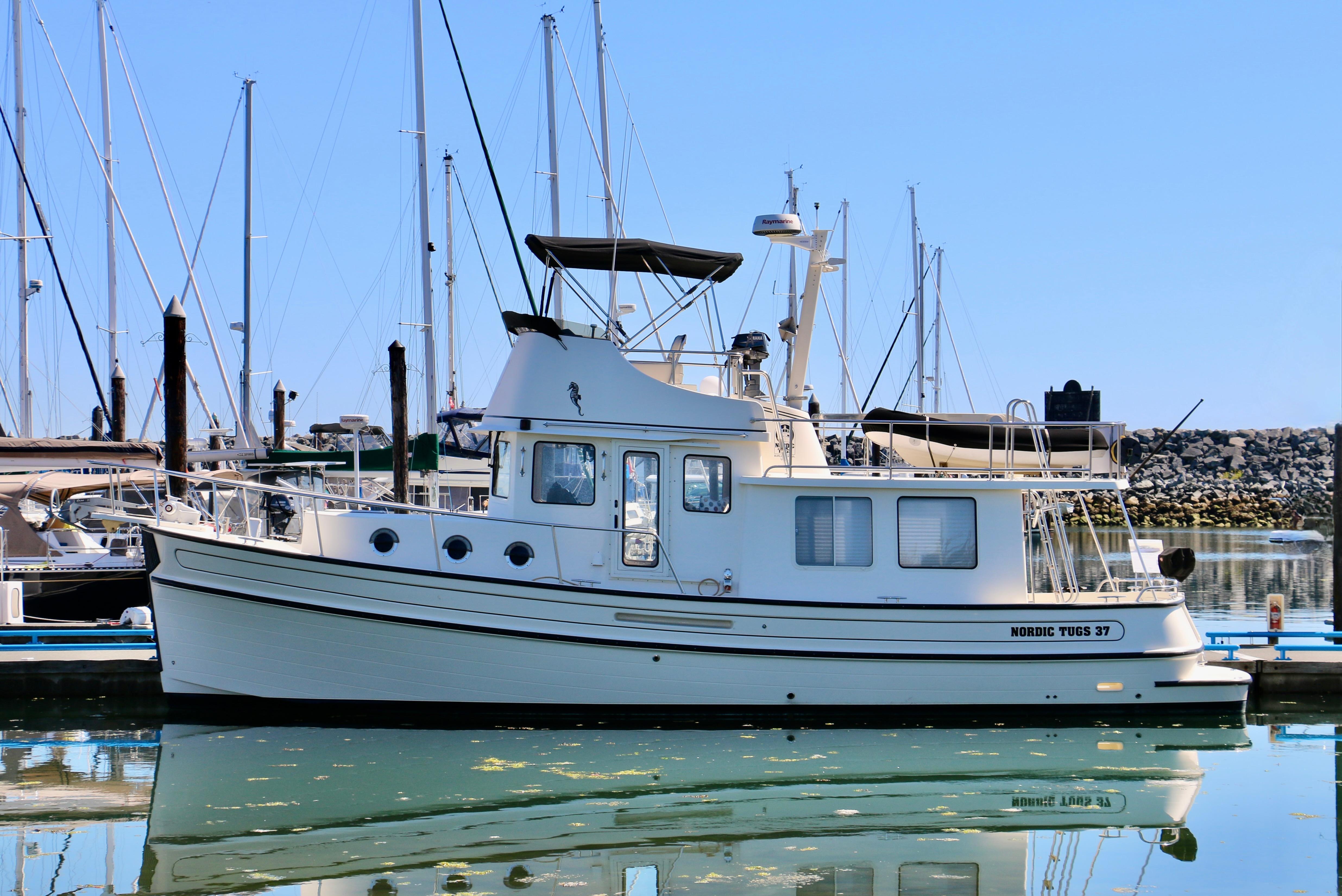 Nordic Tug 37 Flybridge 2004 in Sidney, BC | Offered by Grand Yachts