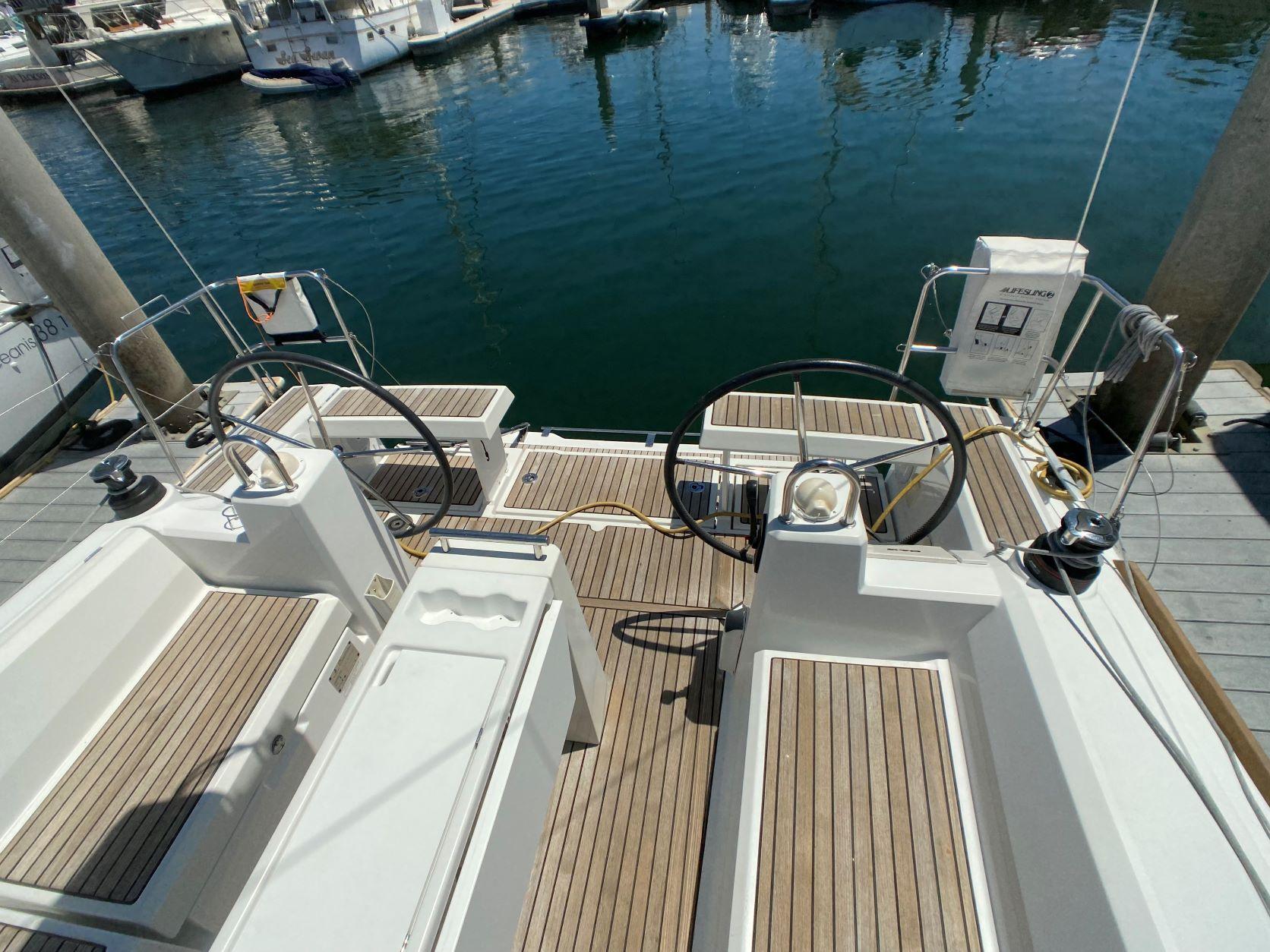 Beneteau-35-Oceanis-35.1-2018-Marina-Del-Rey-CA-8386324