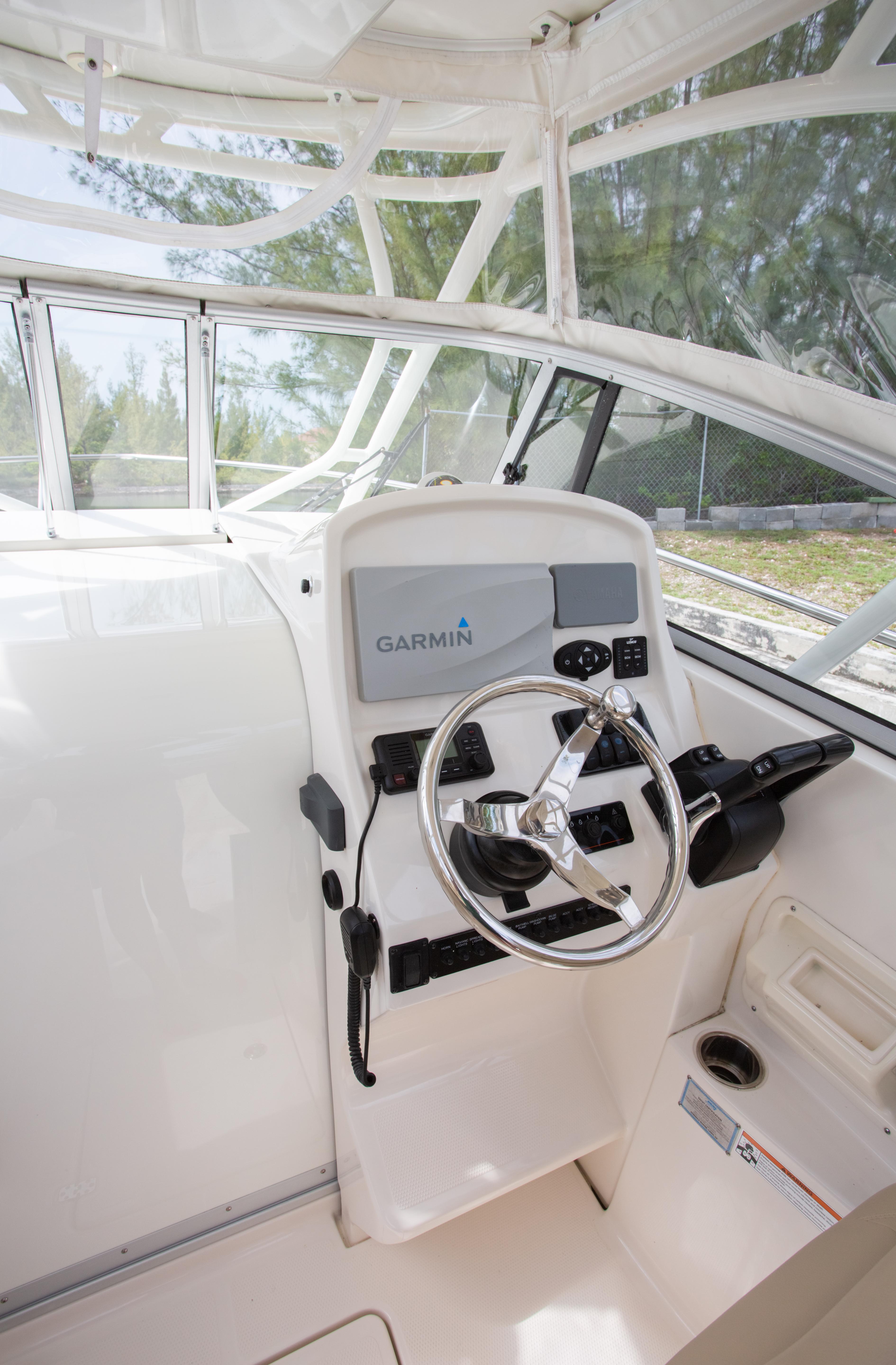 Knot Admissible Yacht for Sale | 26 Sailfish Yachts Freeport, Bahamas ...