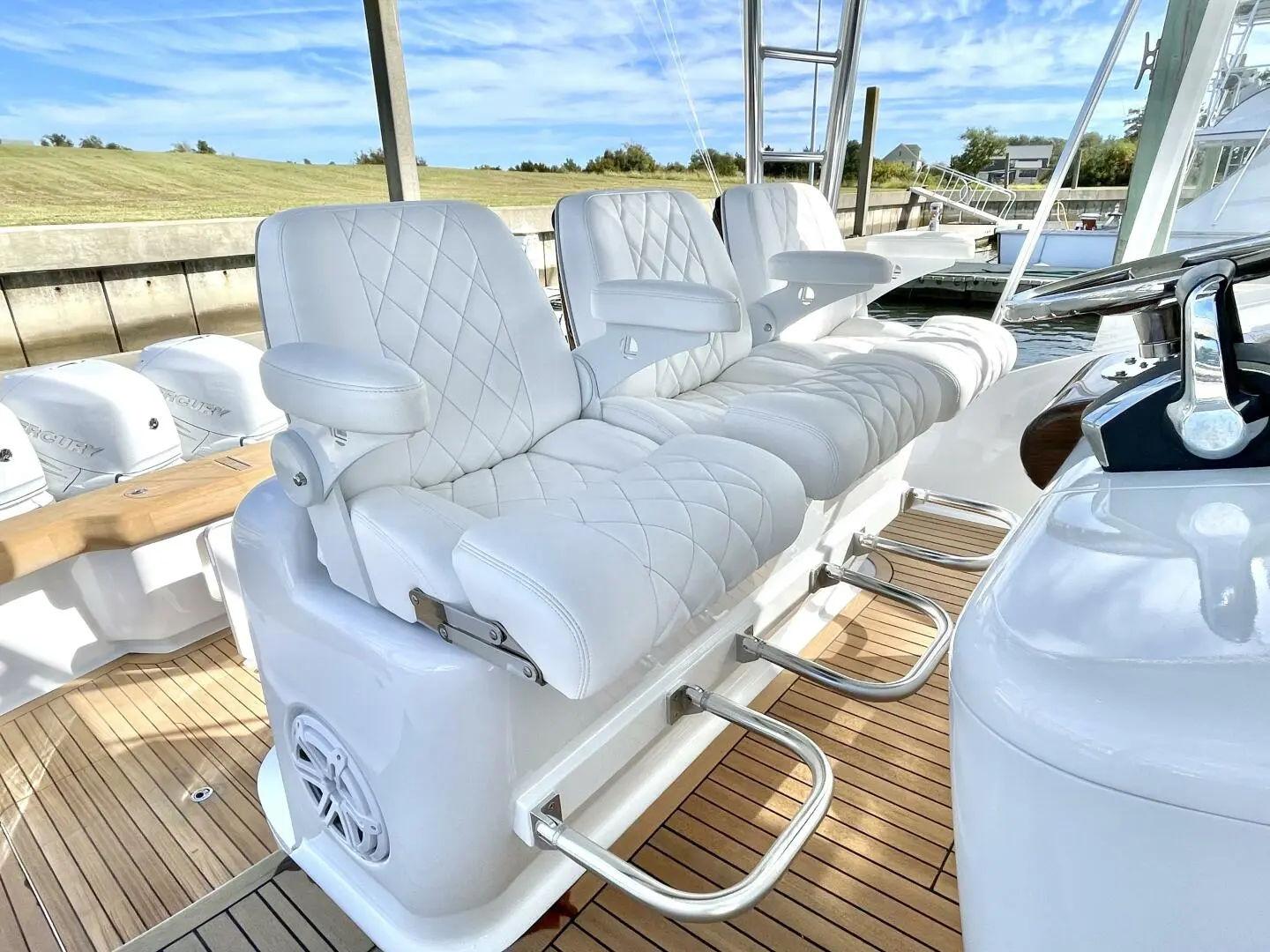 2016 Xcelerator Boatworks 35 Express Madrugador Yacht For Sale