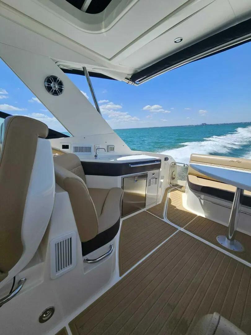 Yacht for Sale | 32 Sea Ray Yachts Miami, FL | Denison Yacht Sales