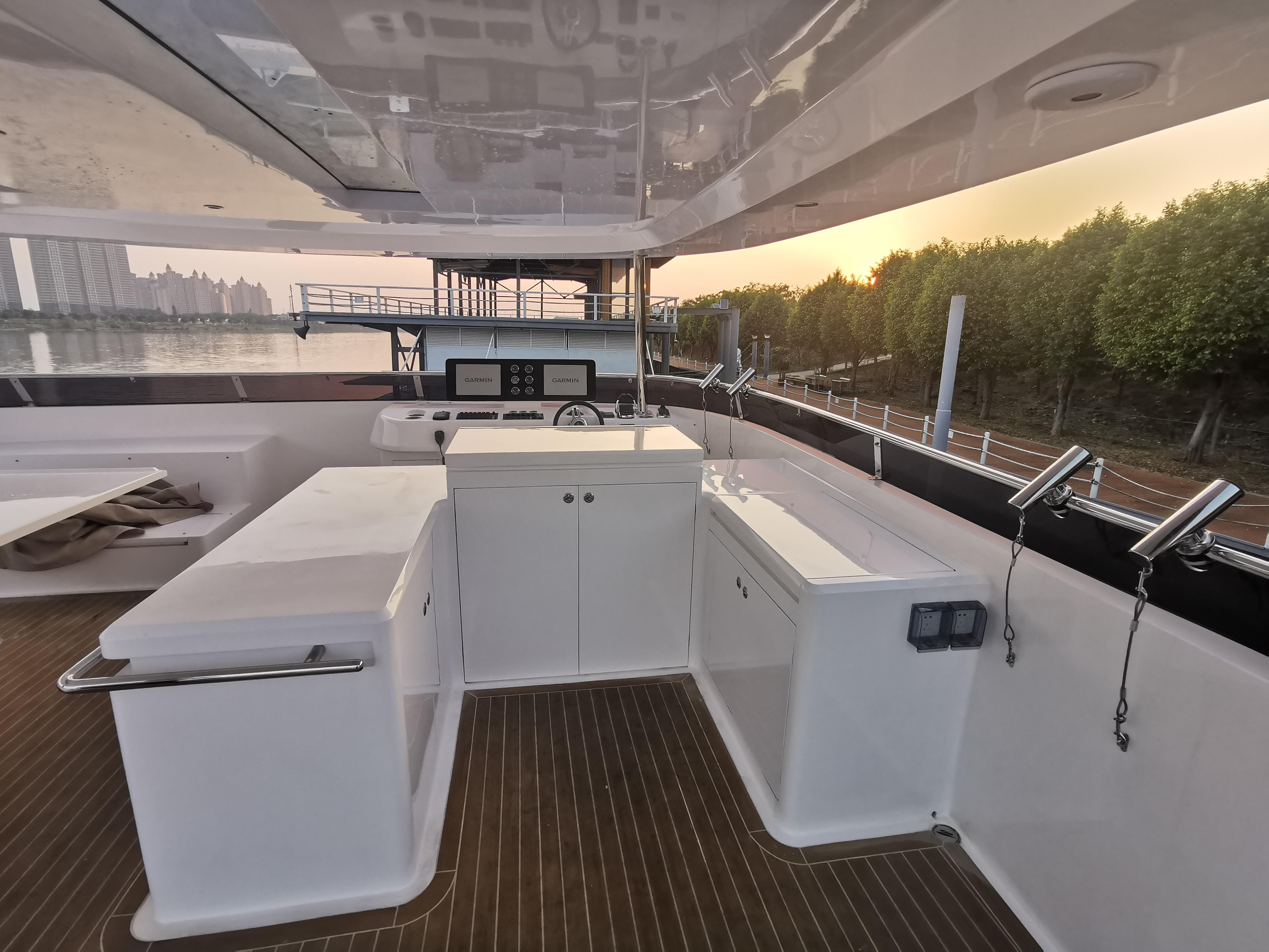 W-72 Yacht for Sale | 72 Granocean Yachts Miami, FL | Denison Yacht Sales