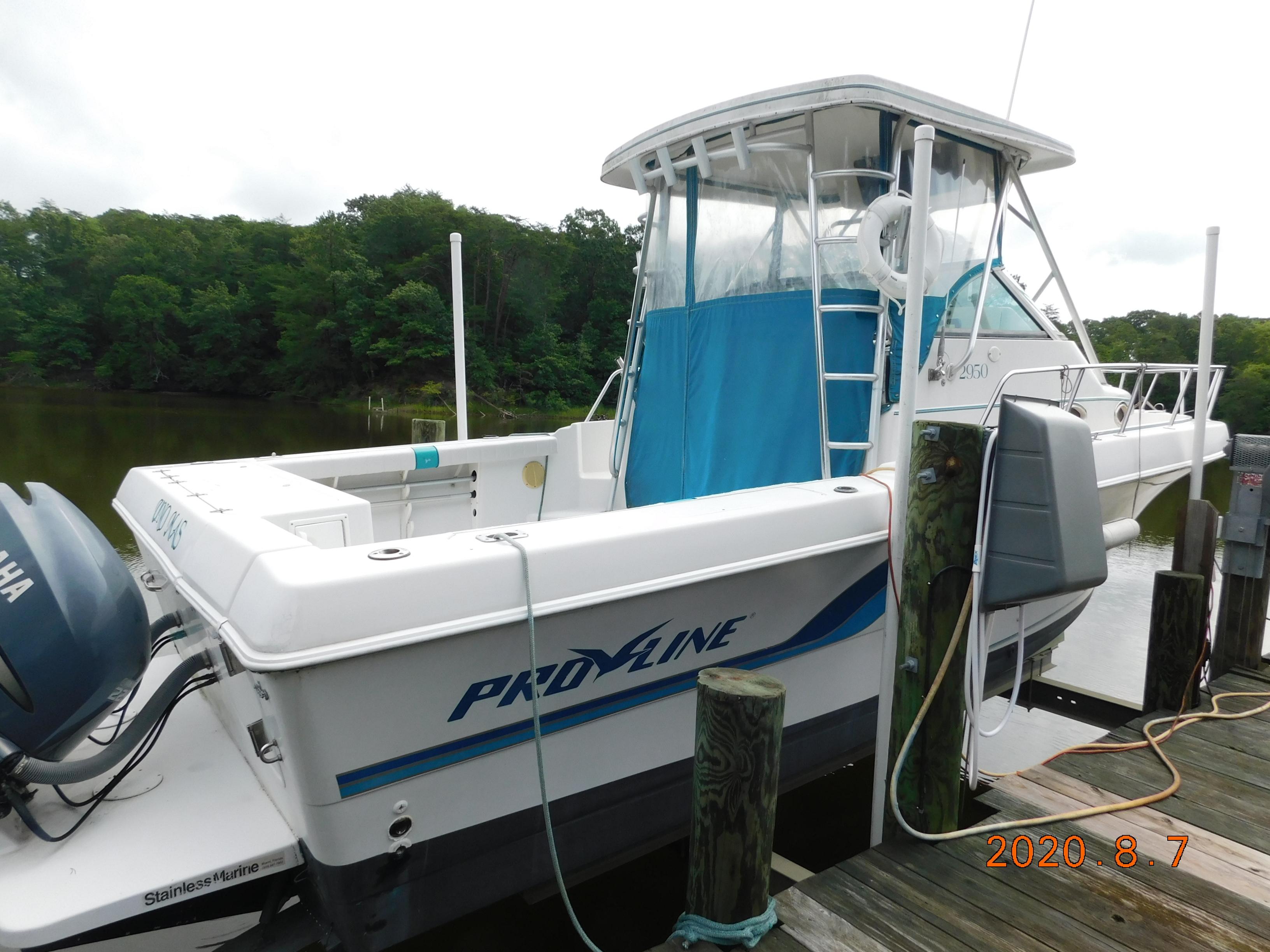 1995 Pro-Line 2950 Walkaround | Dominion Yachts