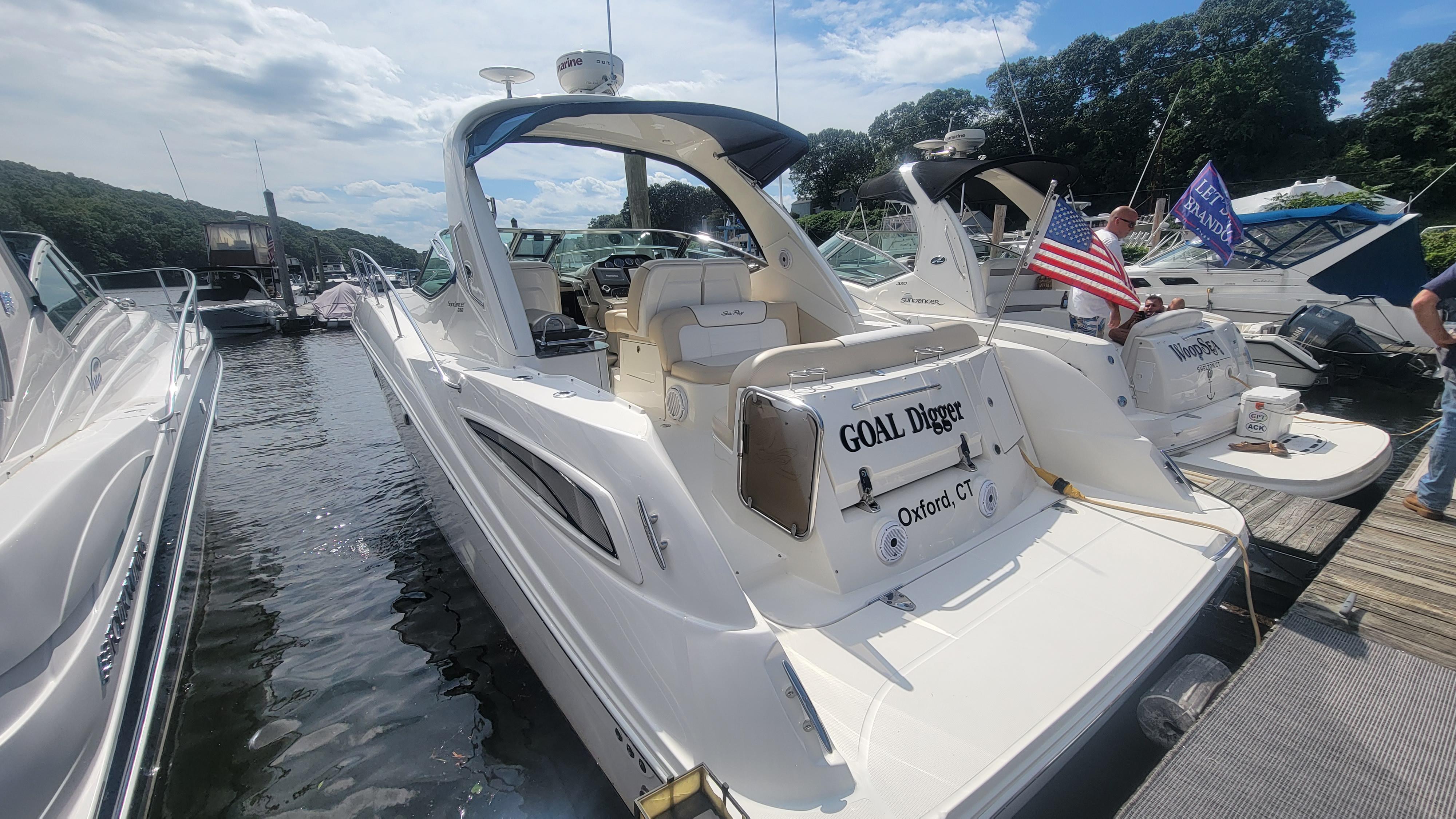 Goal Digger Yacht for Sale | 35 Sea Ray Yachts Shelton, CT | Denison ...
