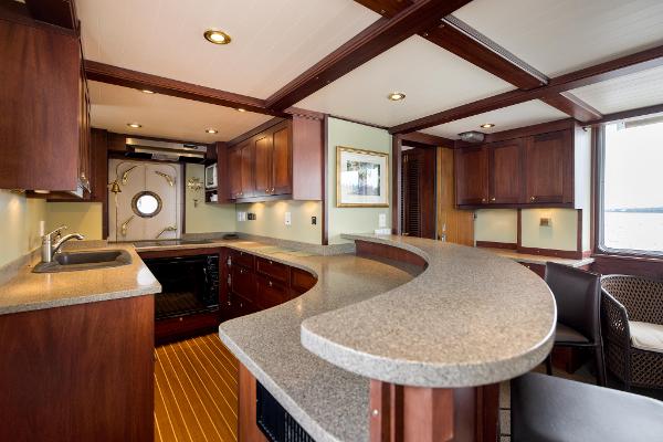 Whangarei Engineering EX NZ NAVY VESSEL - Freedom Marine