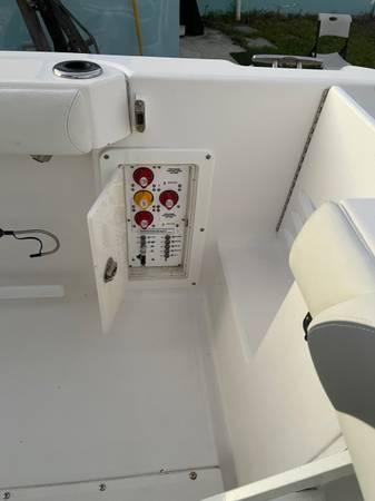 Yacht for Sale | 29 Everglades Yachts Hollywood, FL | Denison Yacht Sales