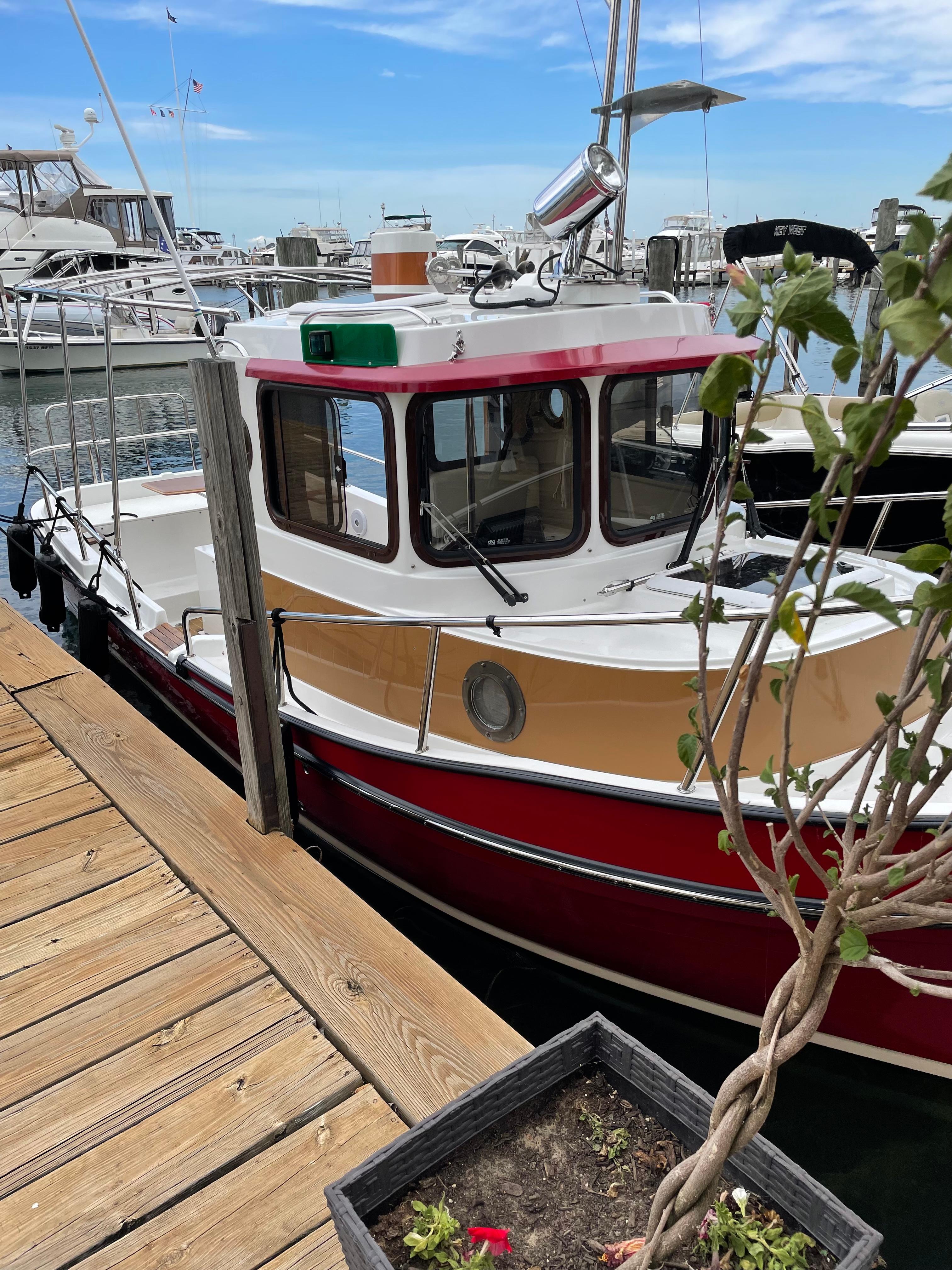 2016 Ranger Tugs R-21 Ec for sale