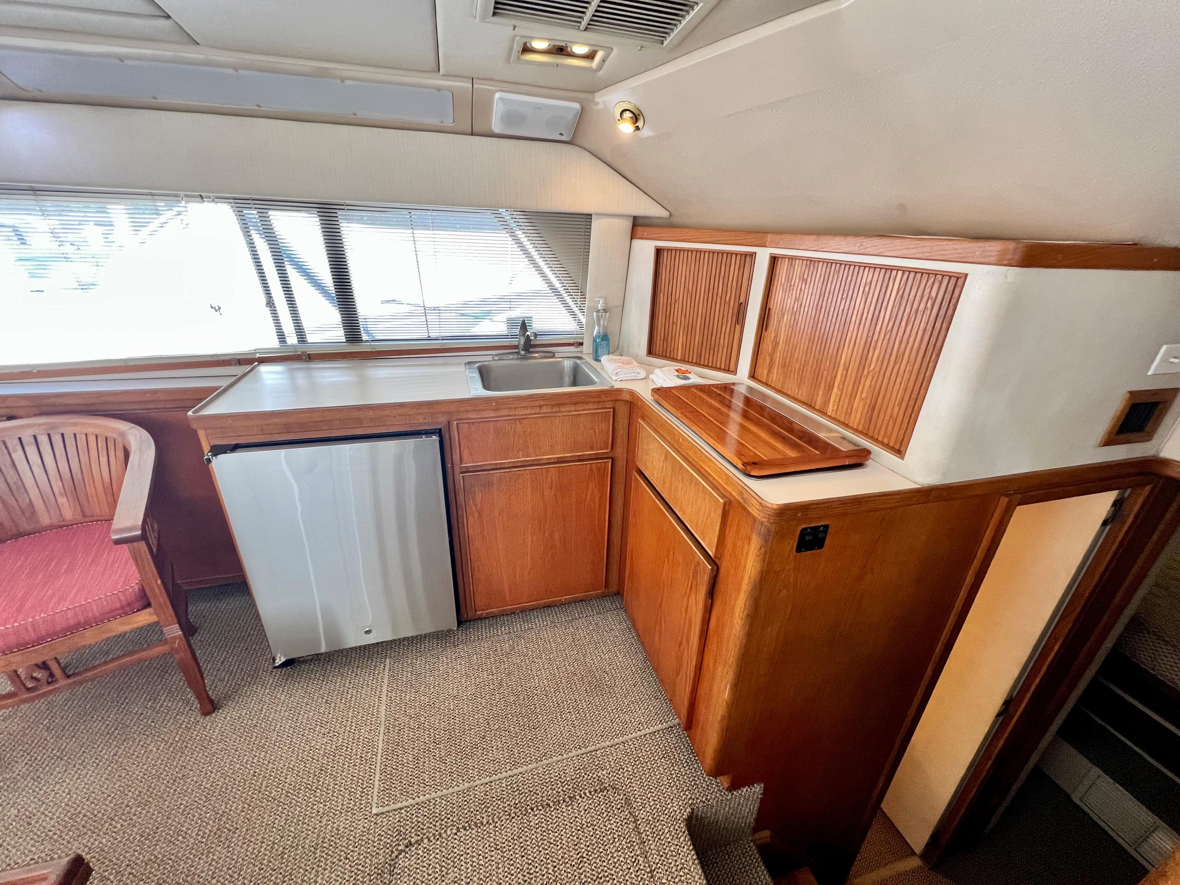 1987 37 Bertram 37 Convertible Boats for Sale