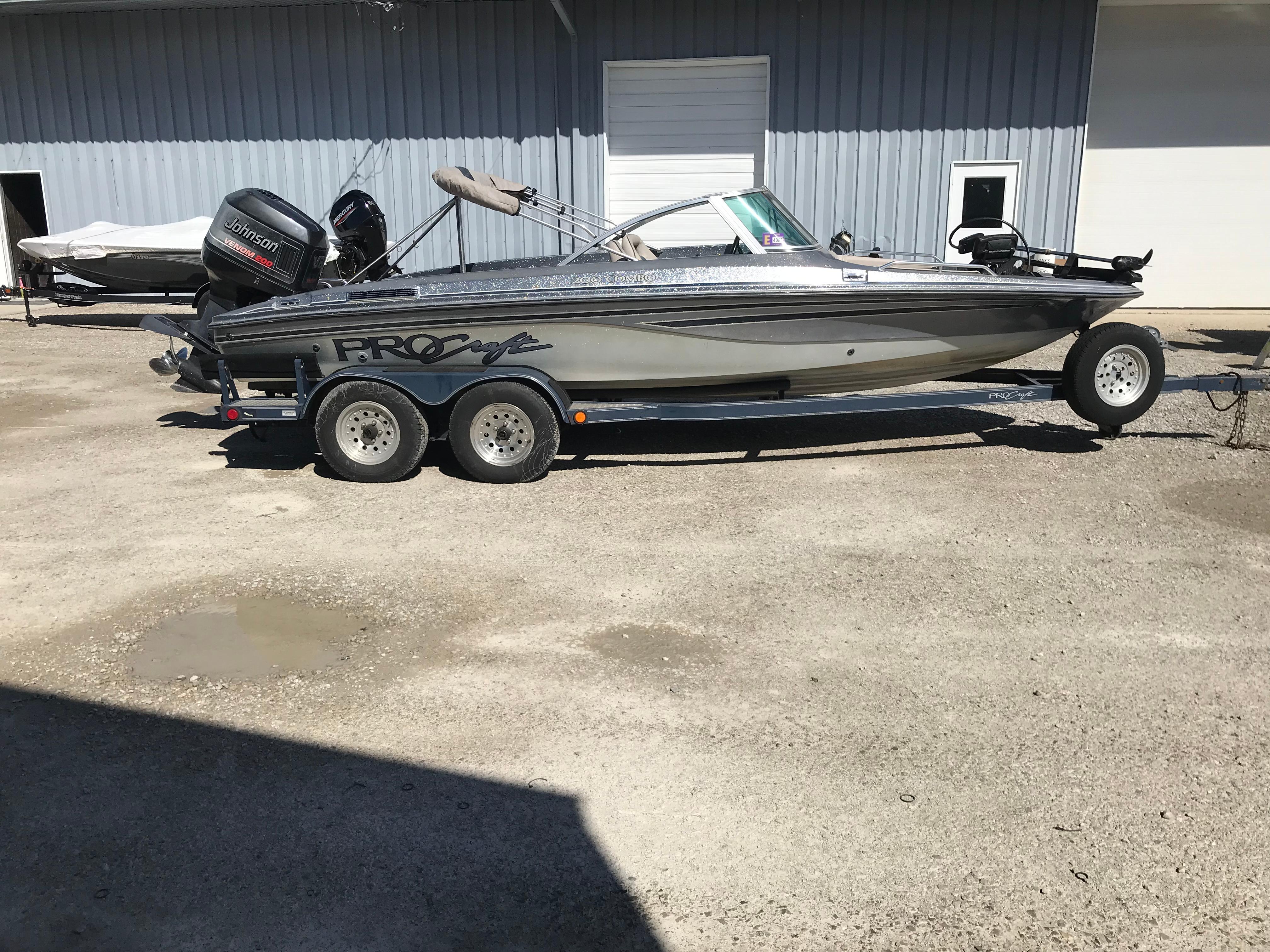 1994 ProCraft COMBO 200 Raymond, Illinois - Hanks Boats
