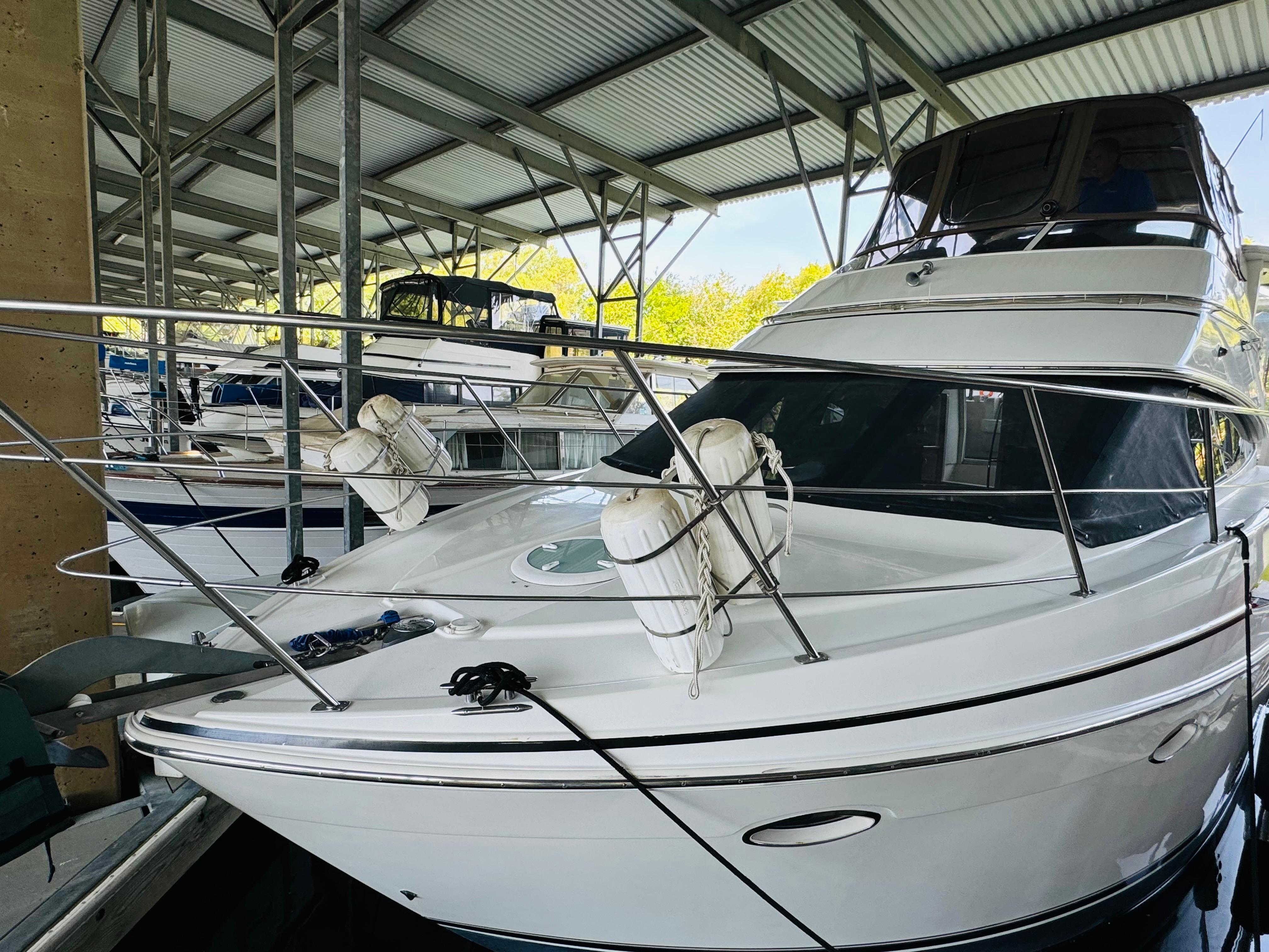 2005 36' Carver 36 Motor Yacht - Delta Marine Sales