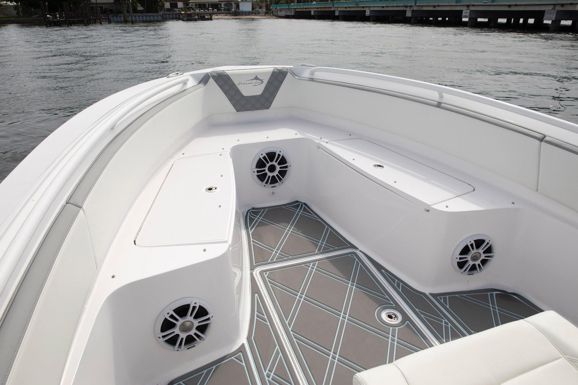 Yacht for Sale | 26 Streamline Yachts Wellington, FL | Denison Yacht Sales