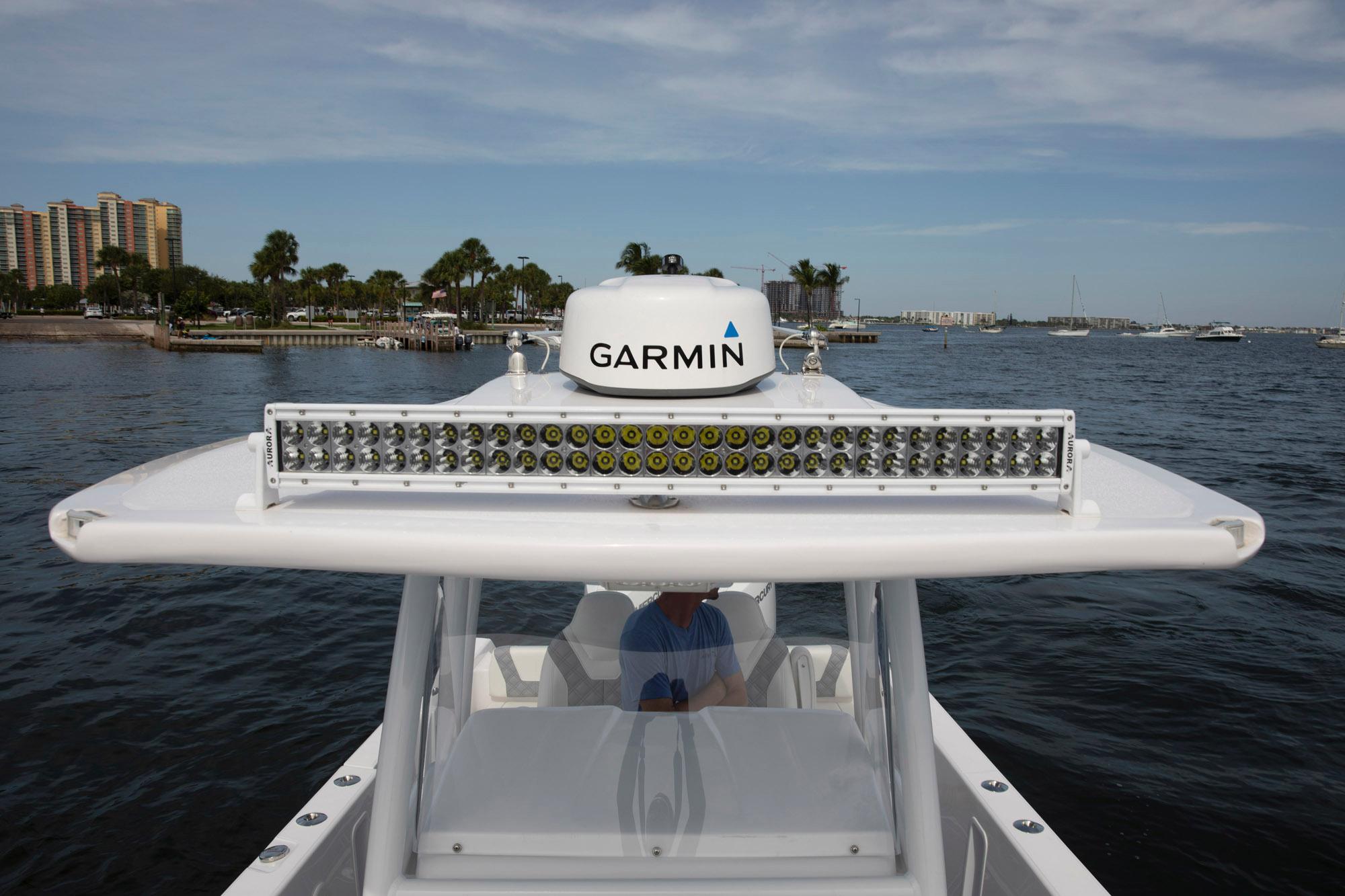 Yacht for Sale | 26 Streamline Yachts Wellington, FL | Denison Yacht Sales