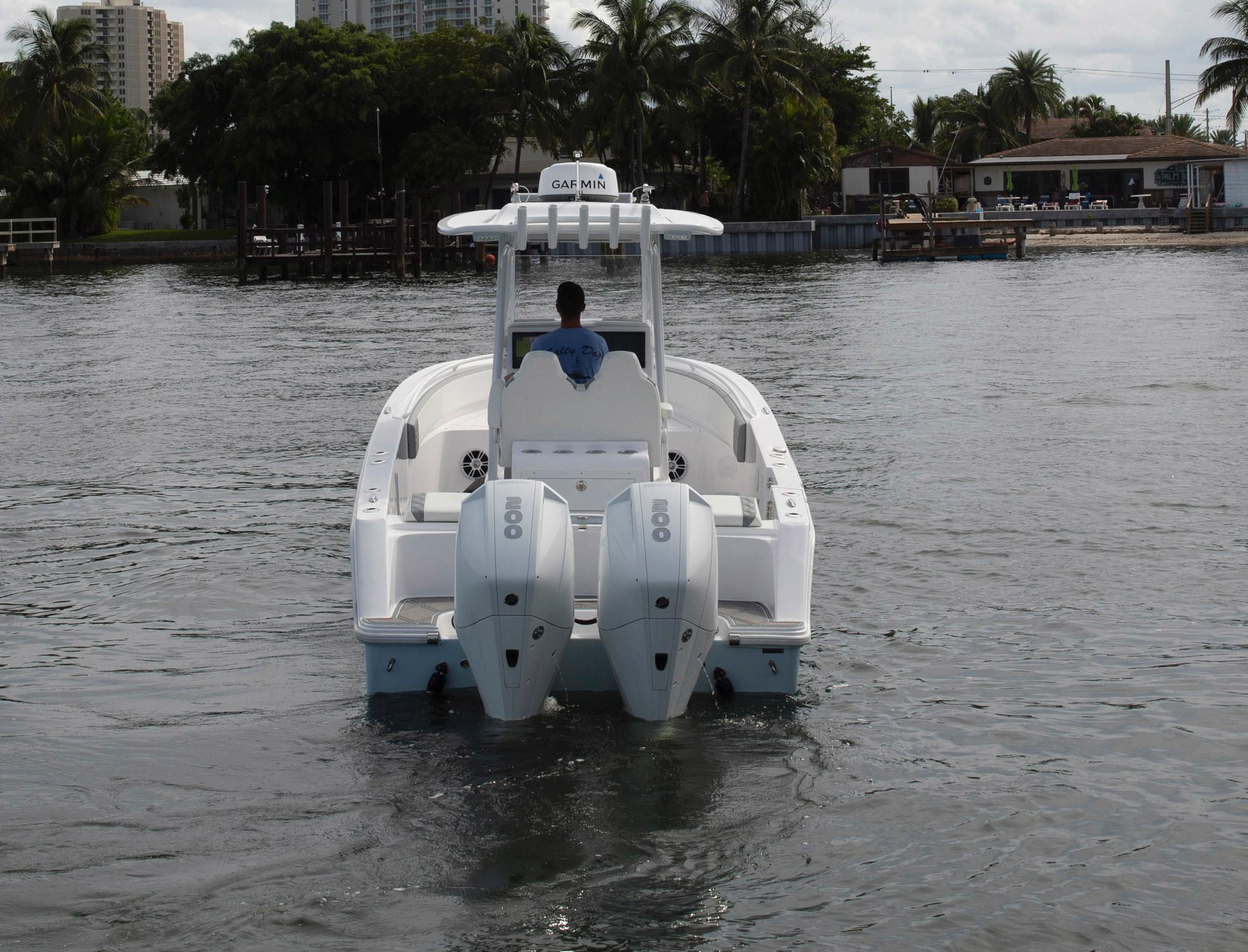 Yacht for Sale | 26 Streamline Yachts Wellington, FL | Denison Yacht Sales