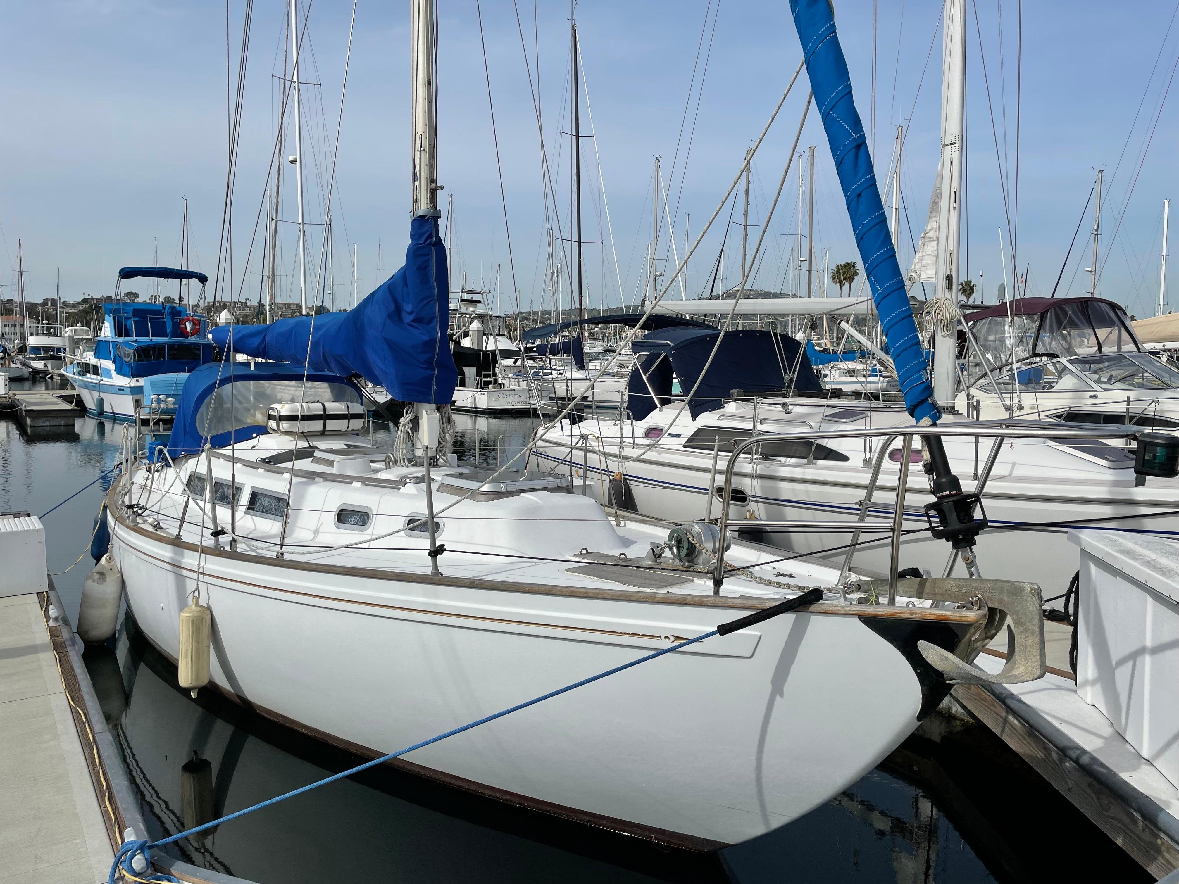 1980 Rival 32 San Pedro, California - Seacoast Yachts