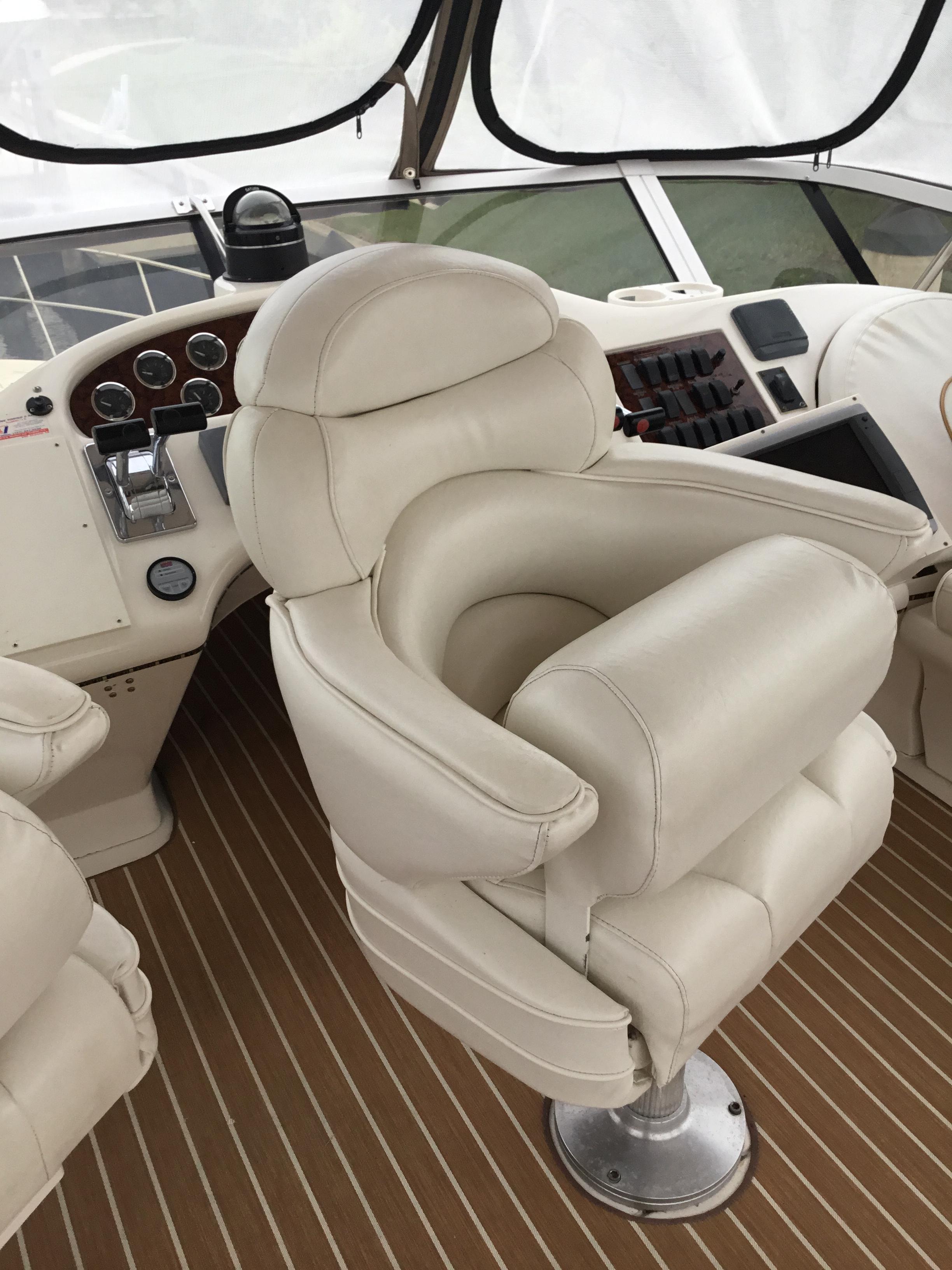 Dog House Yacht for Sale | 42 Sea Ray Yachts Punta Gorda, FL | Denison ...