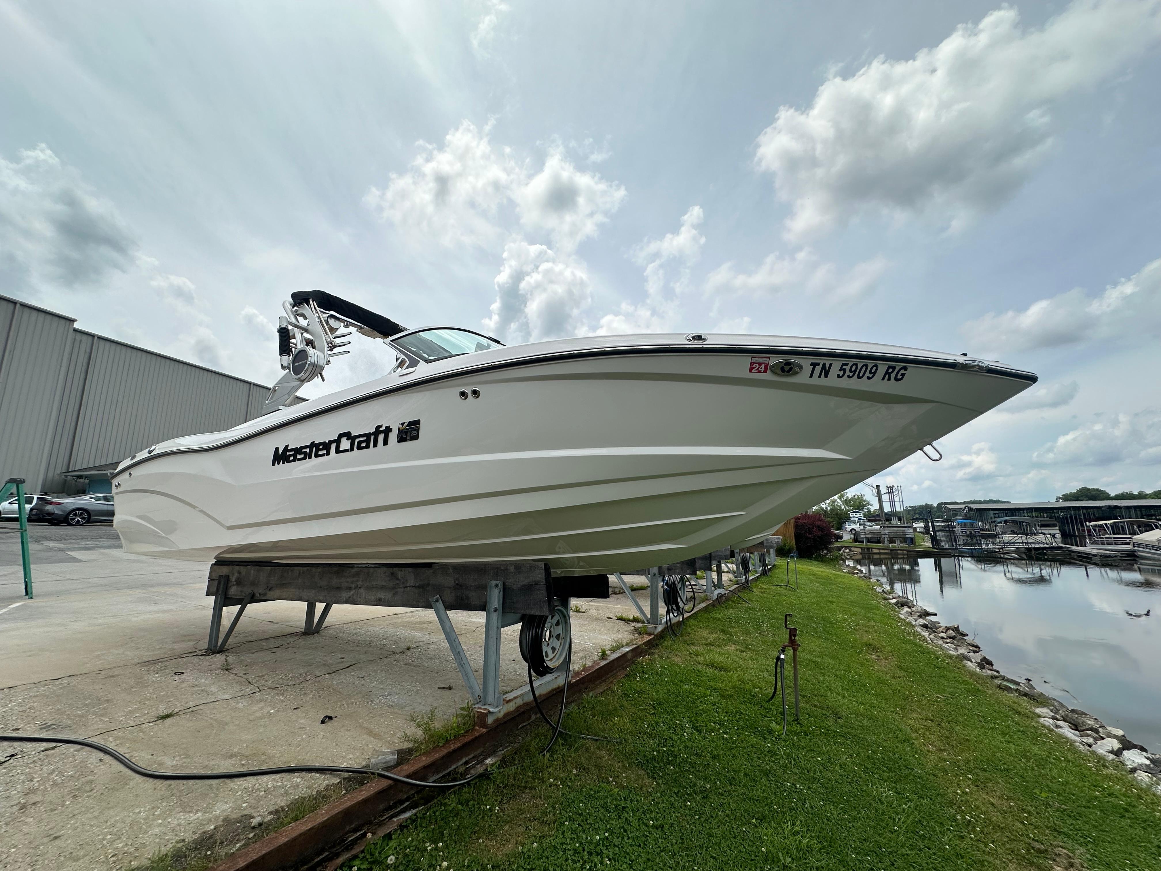 Yacht for Sale | 25 Mastercraft Yachts Knoxville, TN | Denison Yacht Sales