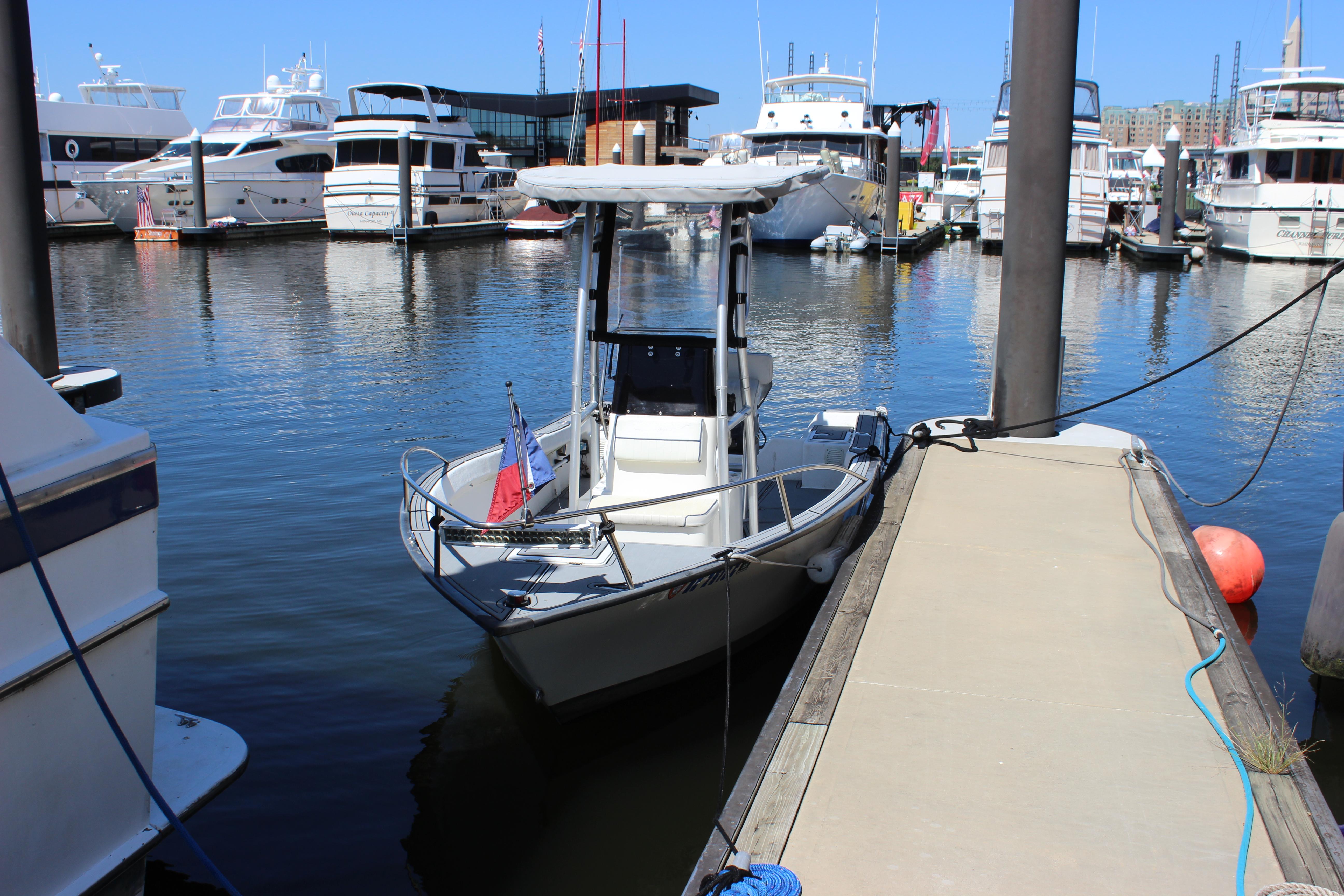 2006 Palm Beach 210 Center Console | Dominion Yachts