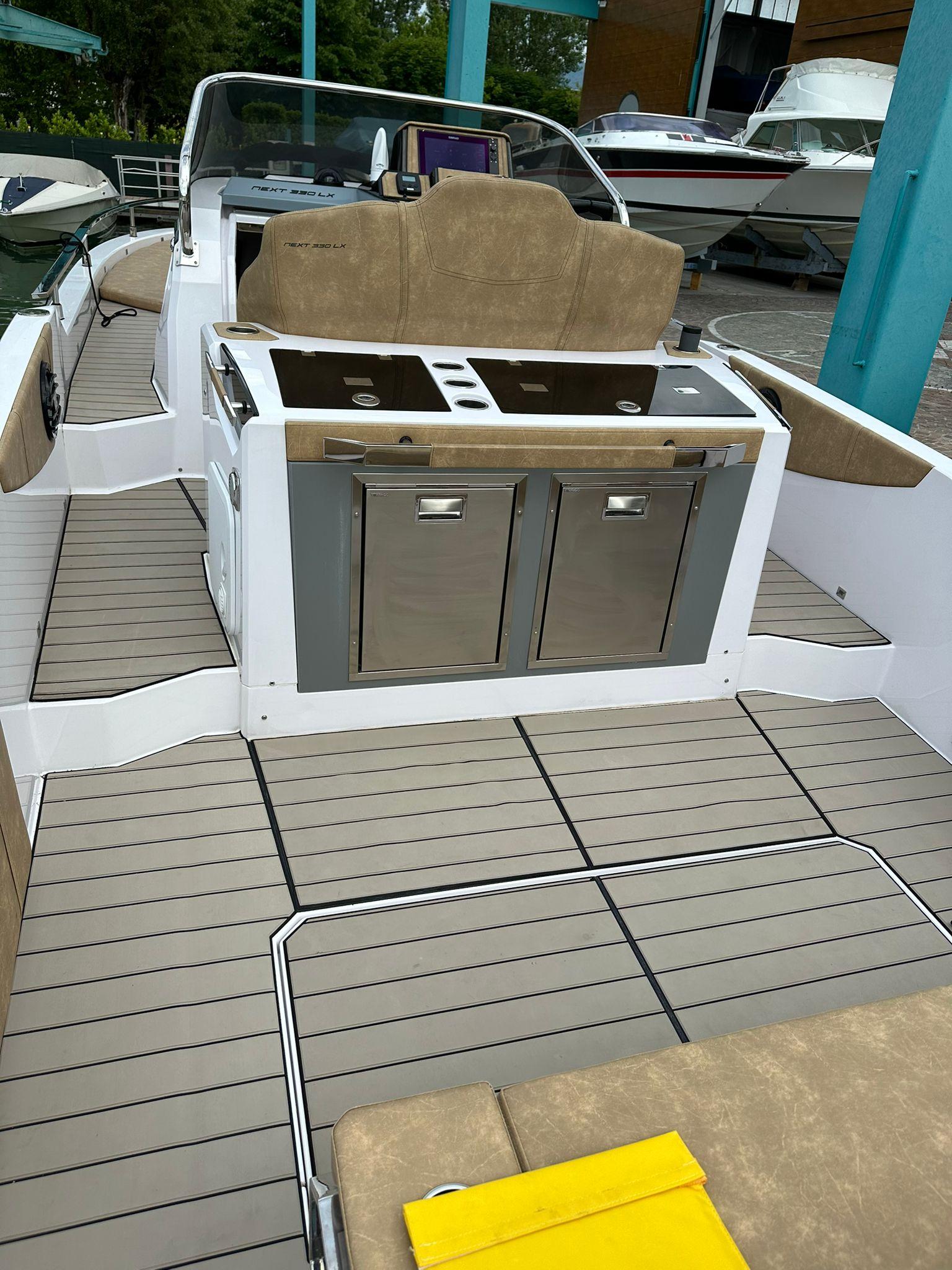 Yacht for Sale | 30 Ranieri Yachts ISEO, Italy | Denison Yacht Sales