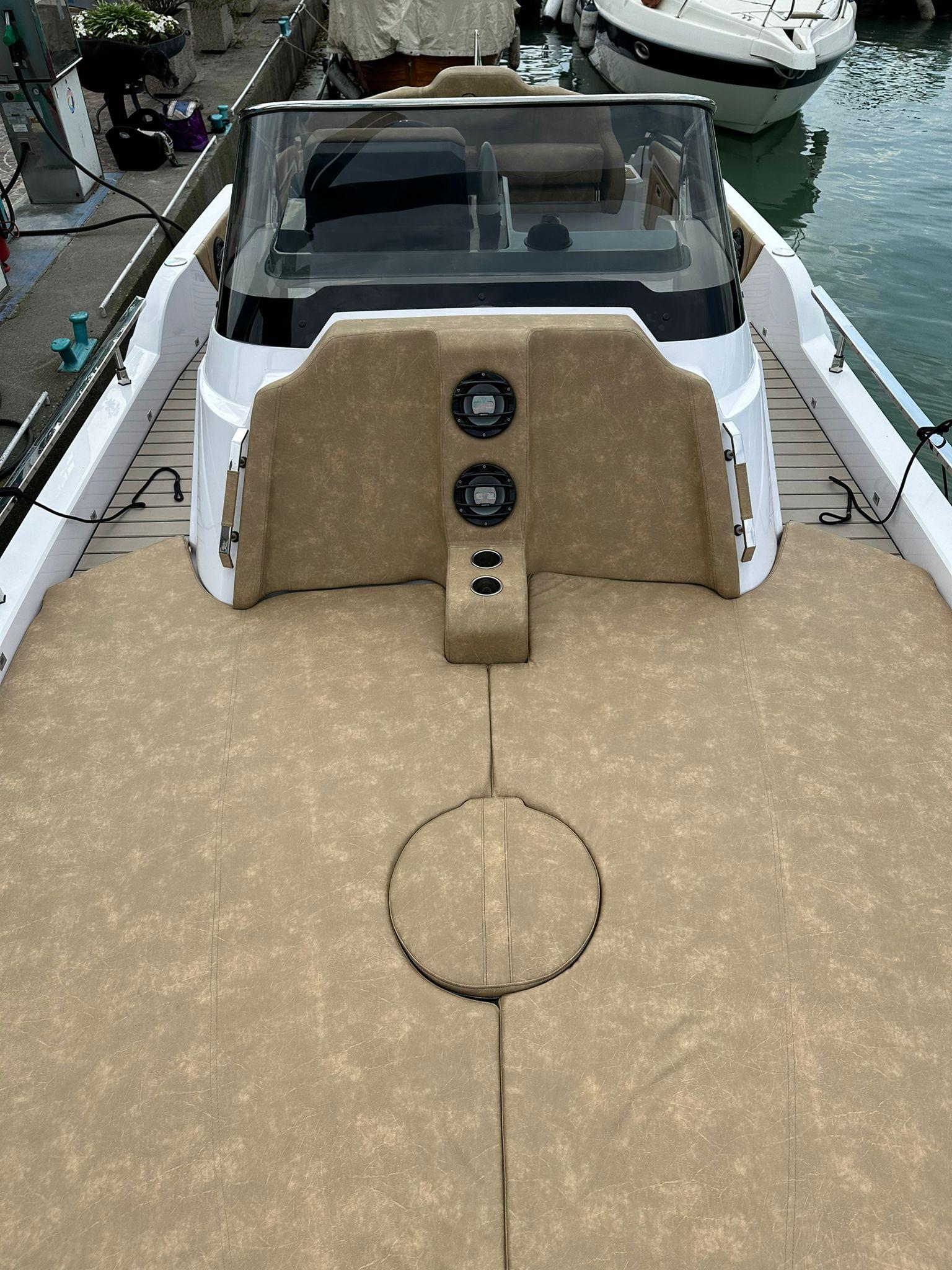 Yacht for Sale | 30 Ranieri Yachts ISEO, Italy | Denison Yacht Sales