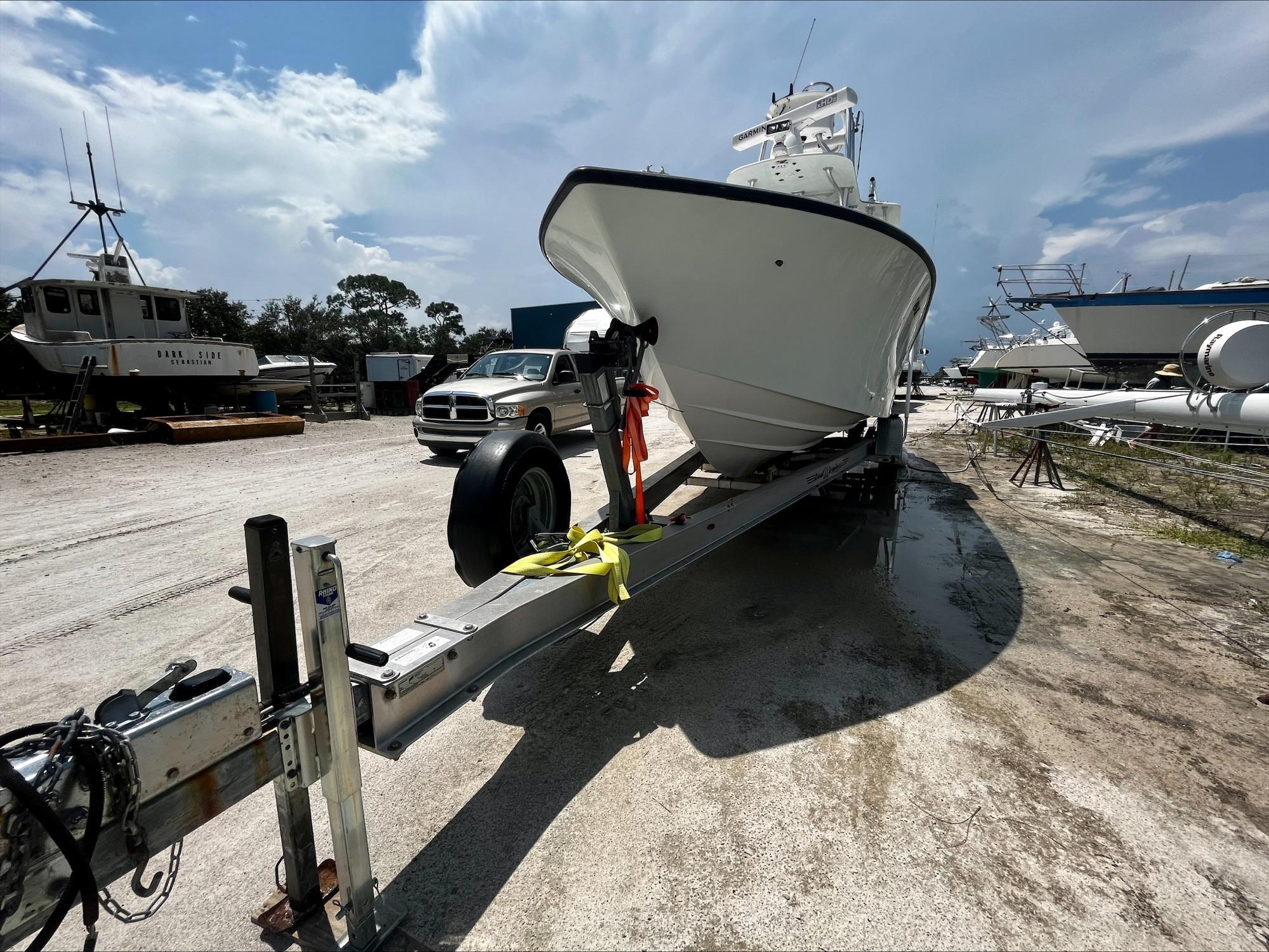 Betsy III Yacht for Sale | 29 Seavee Yachts Hobe Sound, FL | Denison ...