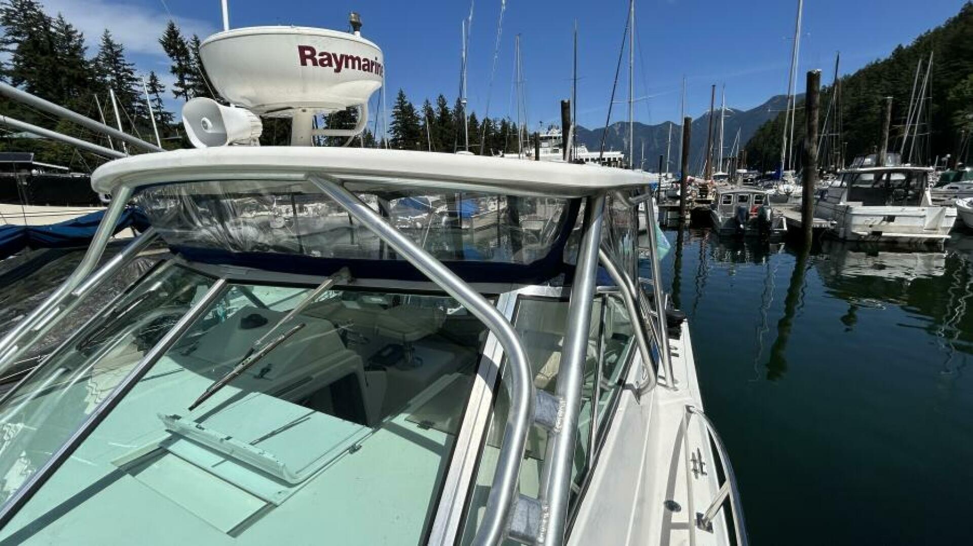 2006 Rampage 30 Express - South Jersey Yacht Sales