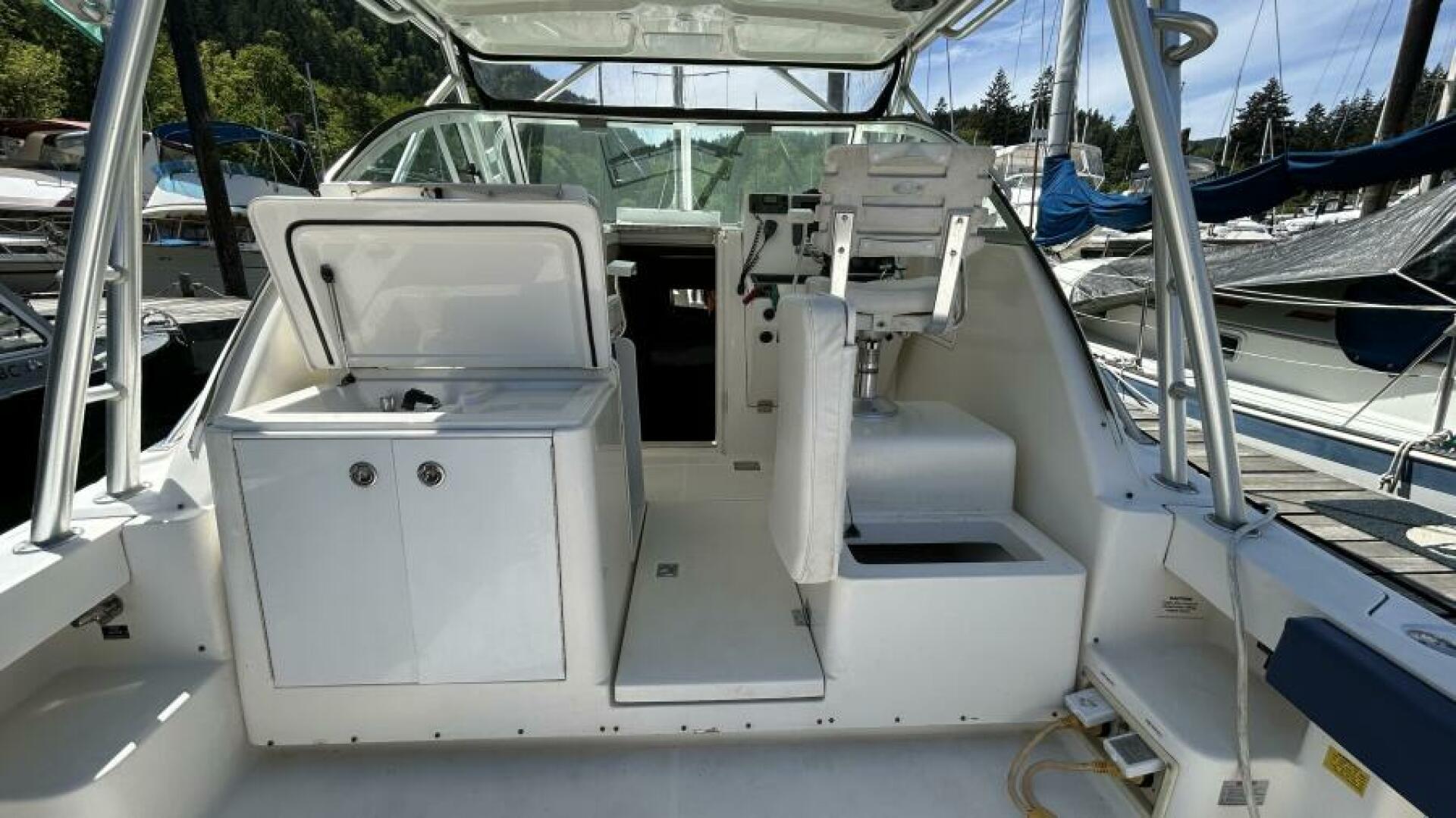 2006 Rampage 30 Express - South Jersey Yacht Sales