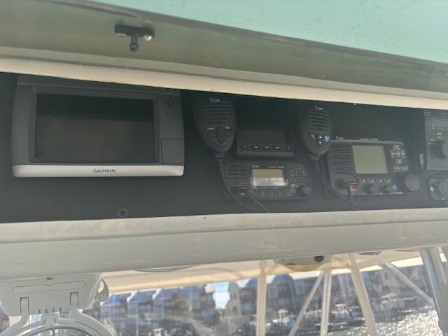 1990 VIKING Convertible - Zorn Yacht Sales | Zorn Yacht Sales