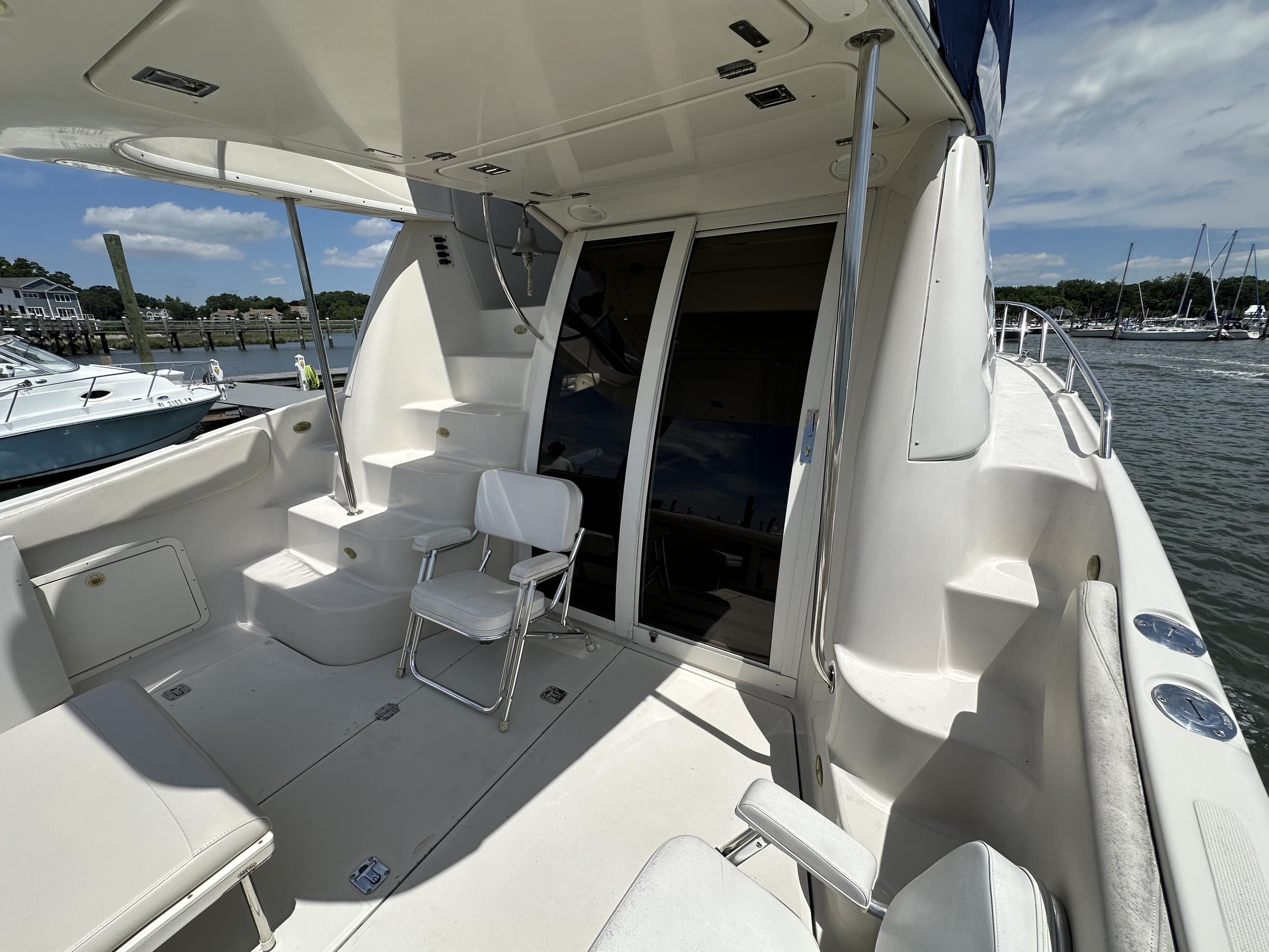2002 Regal 38 Fly - Florida Yachts International