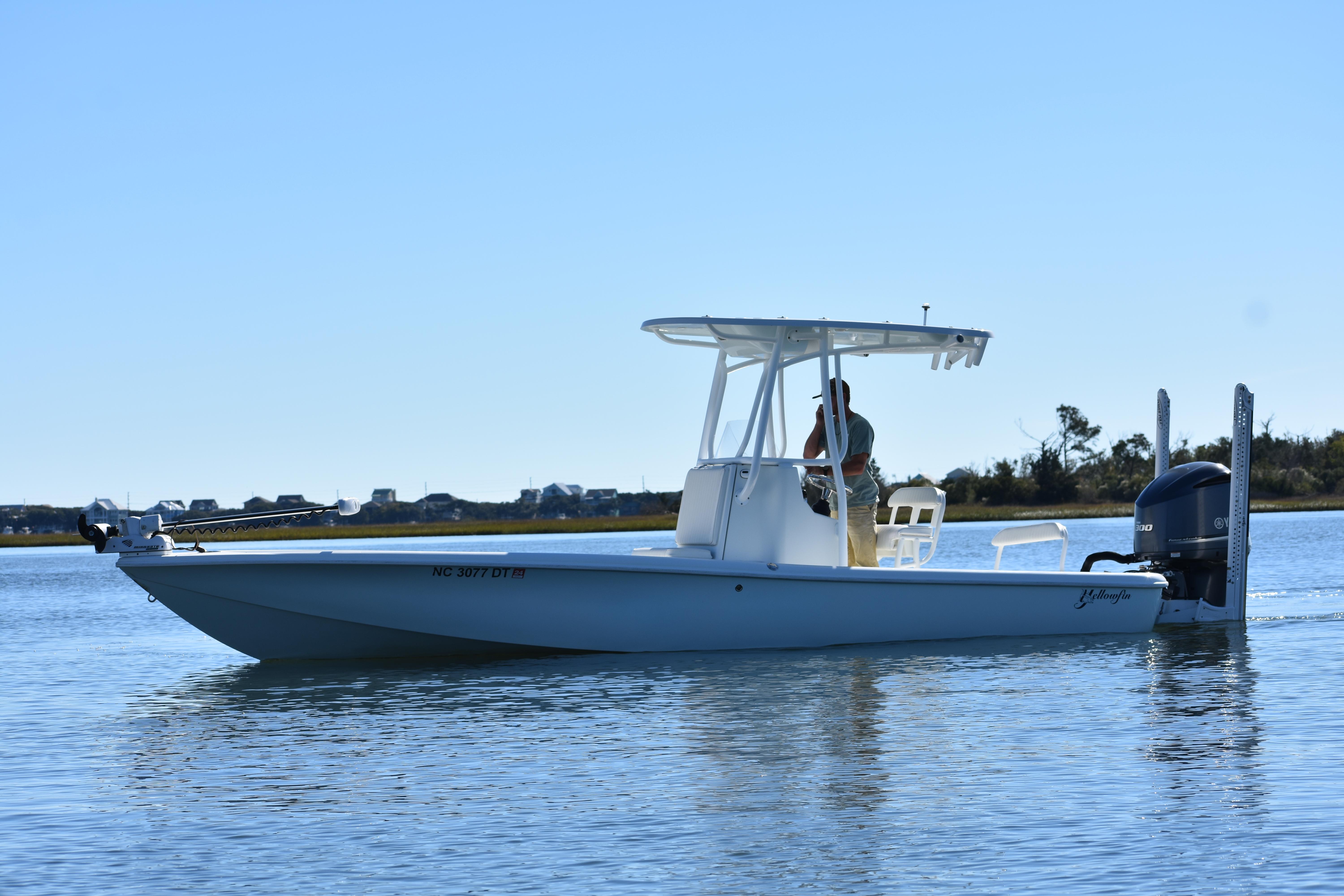 2012 Yellowfin 24 Bay | Yachts360