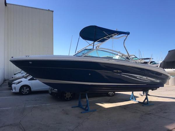 Sea Ray 220 Select