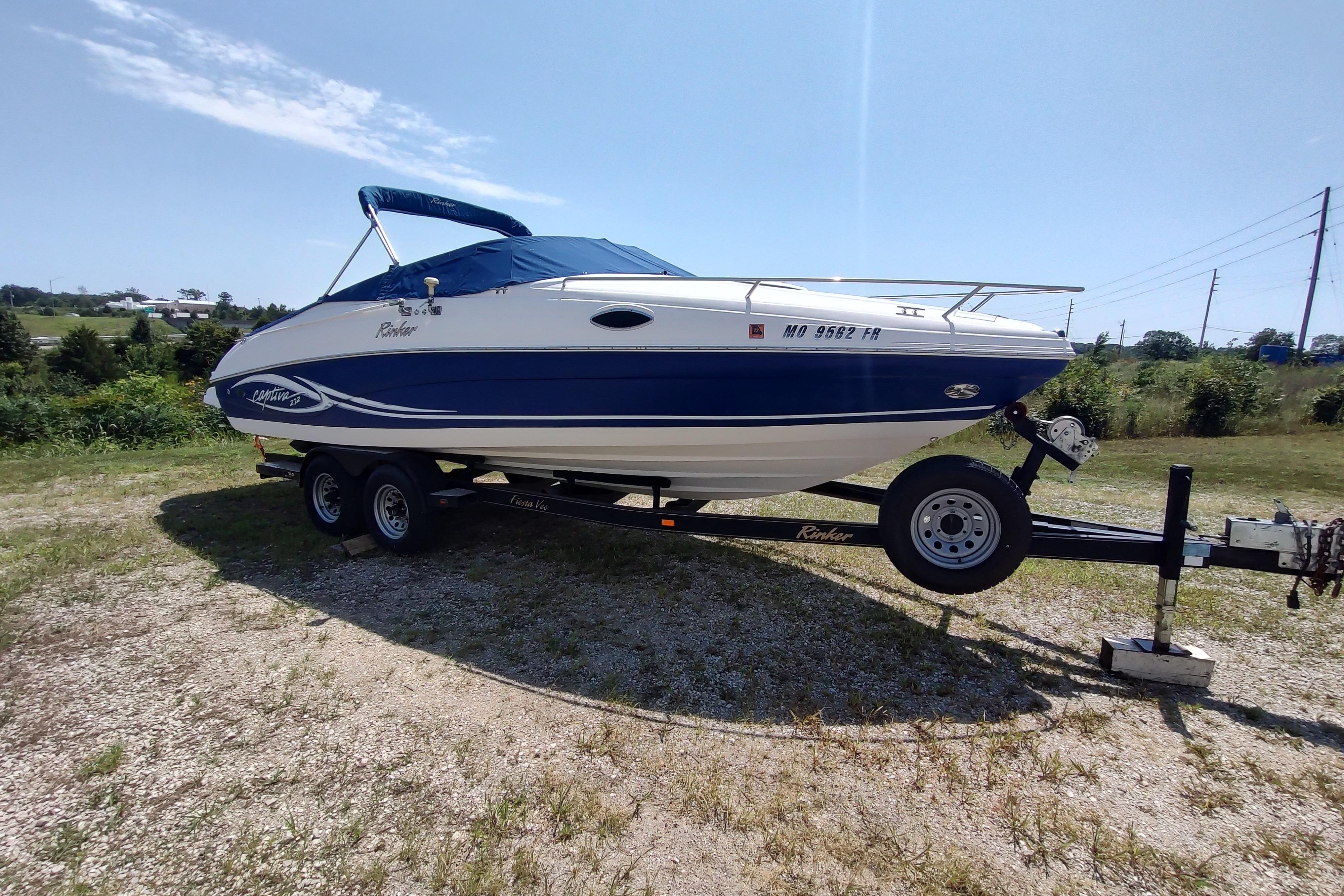 2005 Rinker 232 Captiva Cuddy Osage Beach, Missouri - Midwest Boat ...