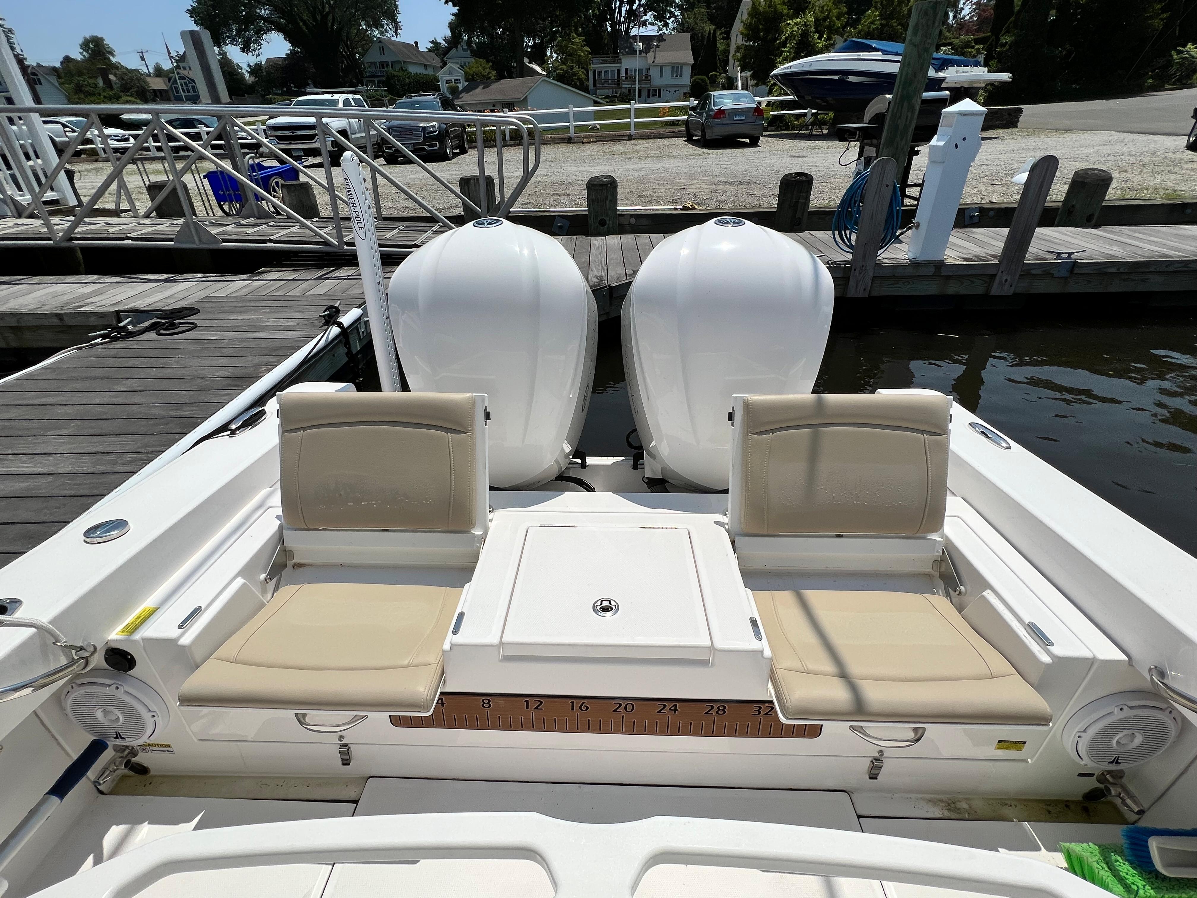 Yacht for Sale | 27 Everglades Yachts Essex, CT | Denison Yacht Sales