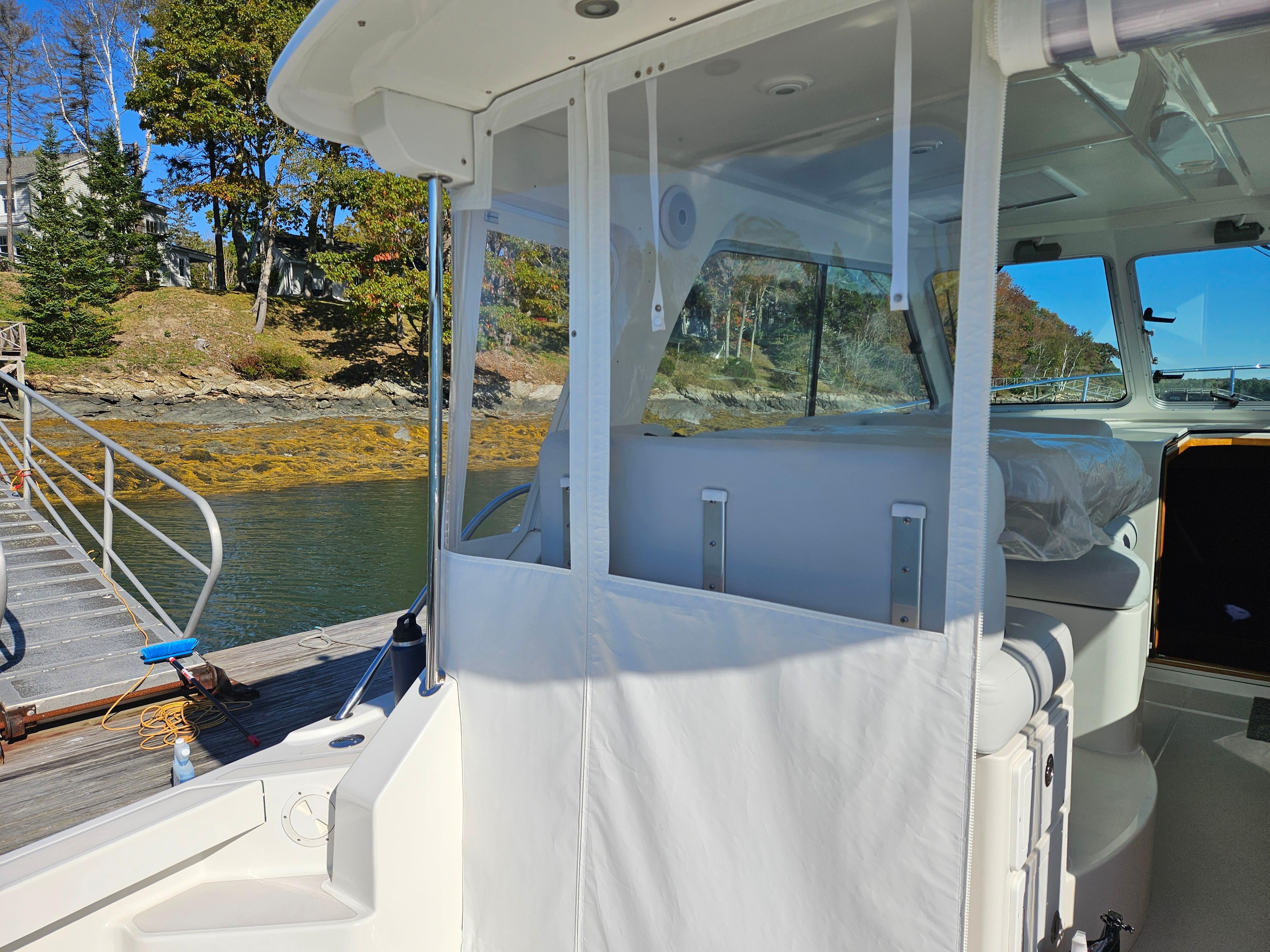 2008 Back Cove 33 Express - DiMillo's Yacht Sales