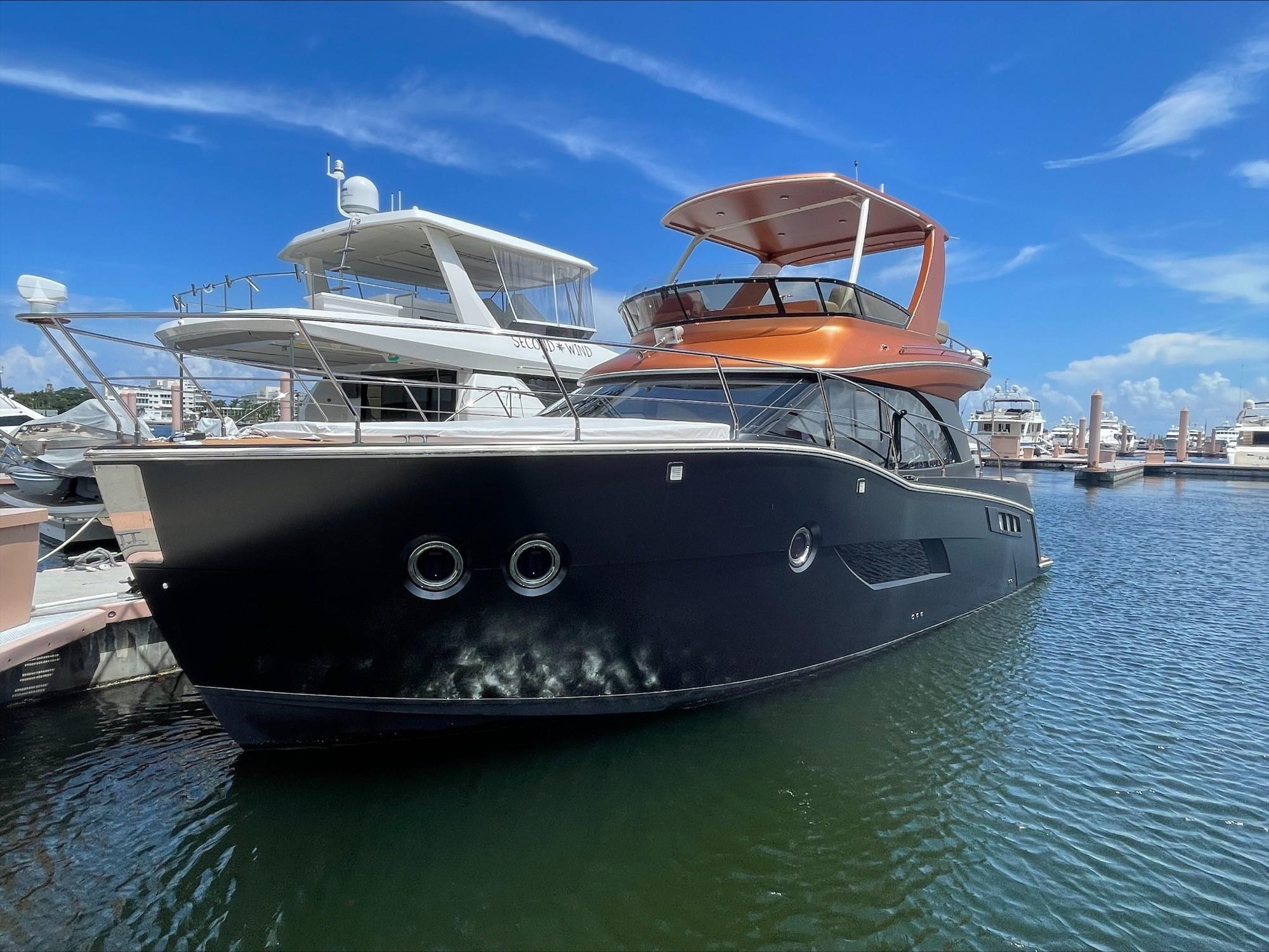 Excess Equity Yacht for Sale | 40 Carver Yachts West Palm Beach, FL ...