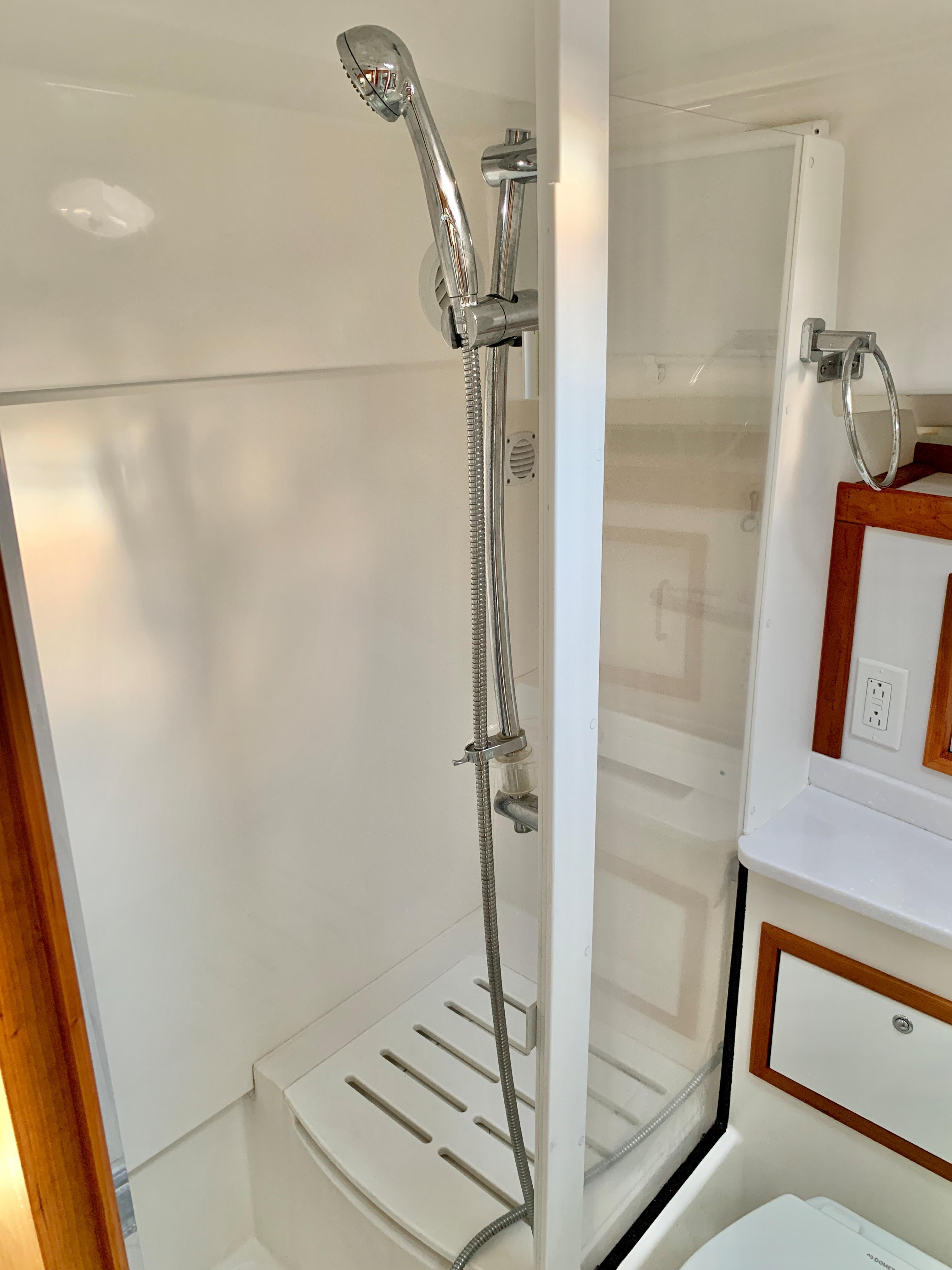 Bravo Yacht for Sale | 37 Back Cove Yachts Portsmouth, RI | Denison ...