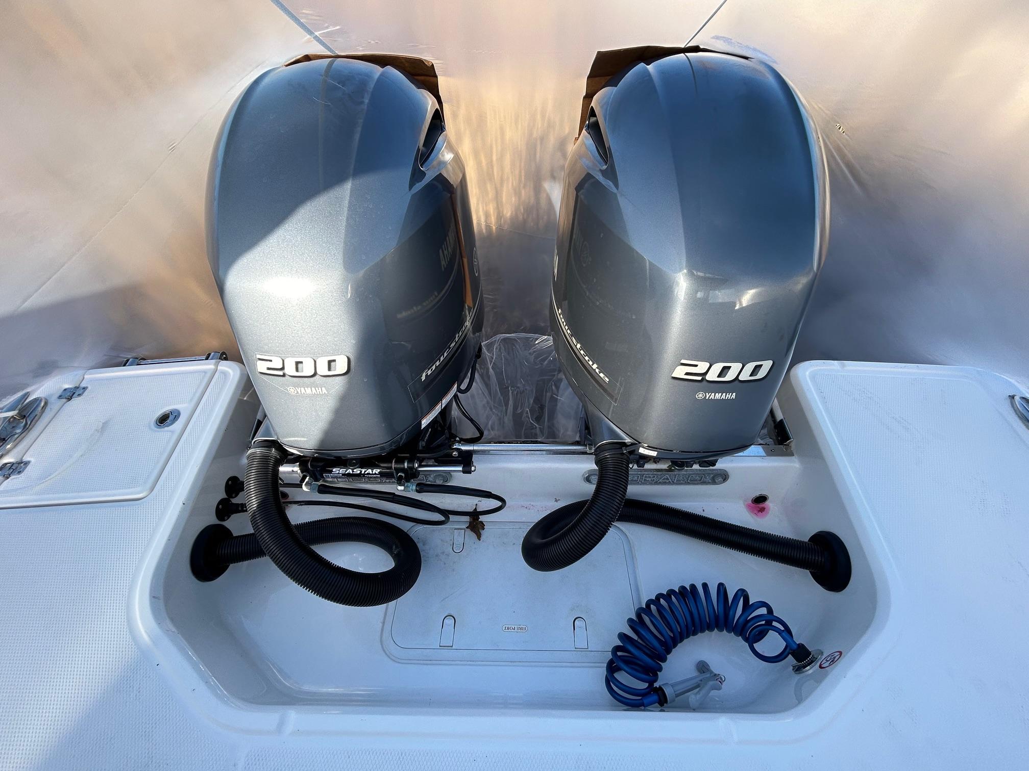 Yacht for Sale | 27 Robalo Yachts Brick, NJ | Denison Yacht Sales