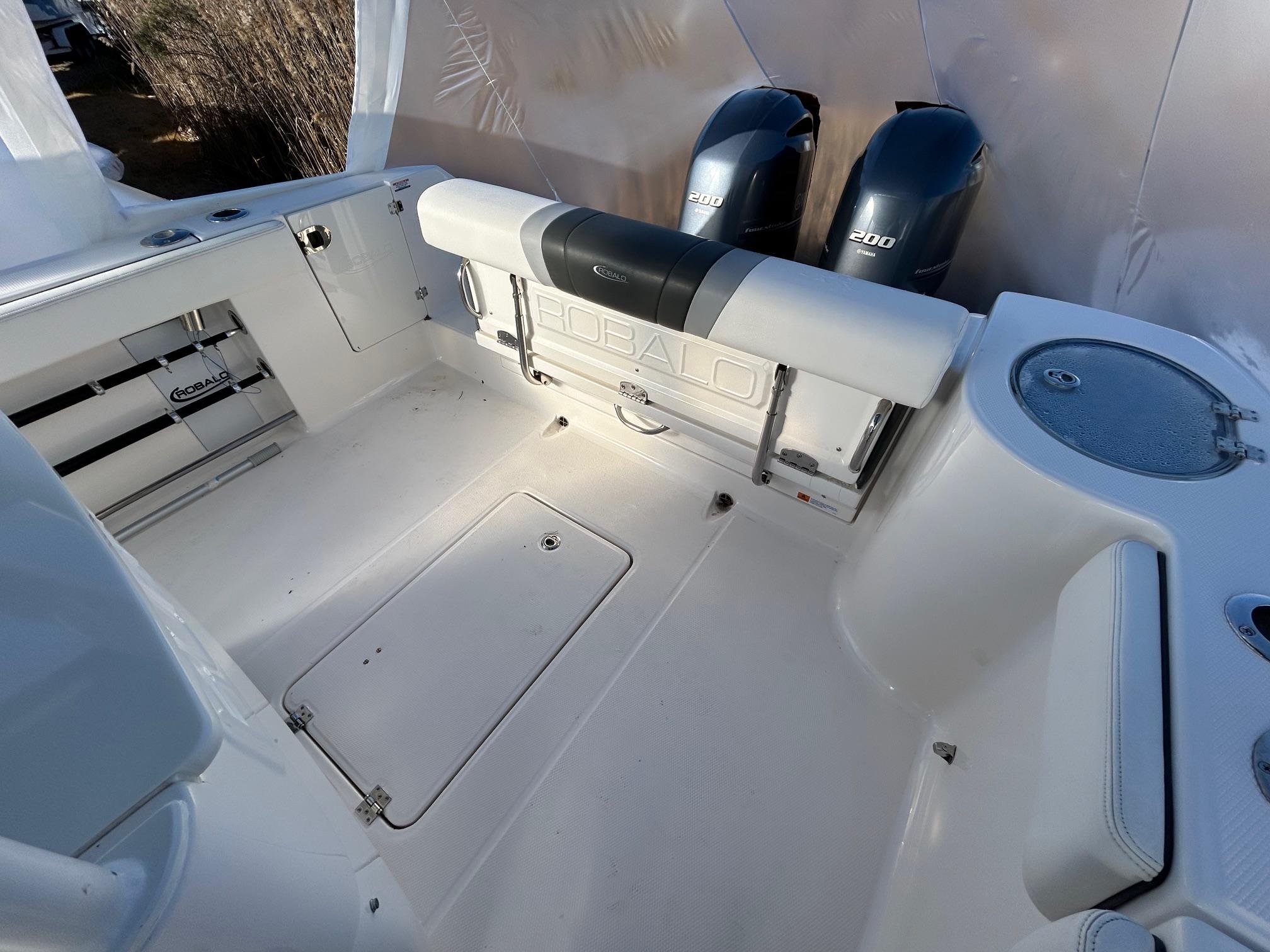 Yacht for Sale | 27 Robalo Yachts Brick, NJ | Denison Yacht Sales