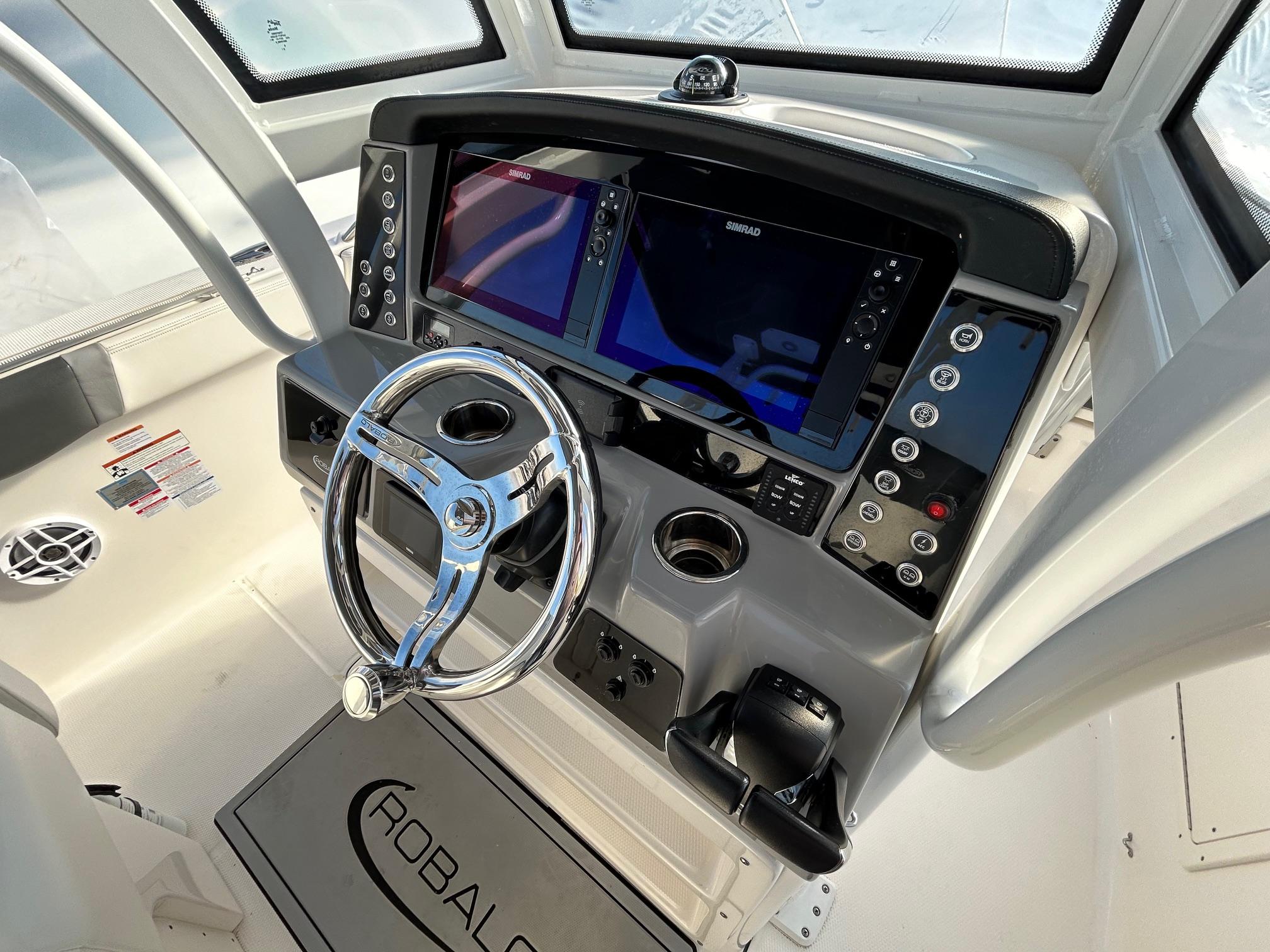 Yacht for Sale | 27 Robalo Yachts Brick, NJ | Denison Yacht Sales