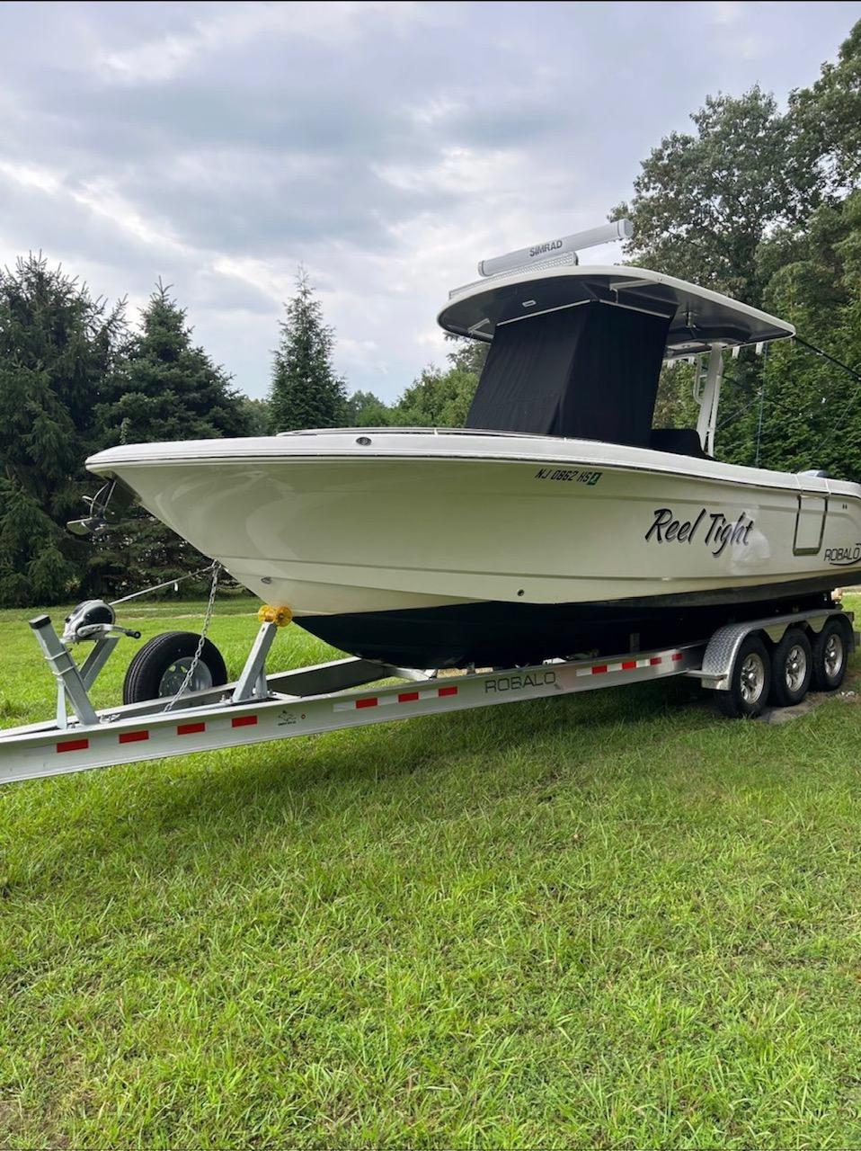 Yacht for Sale | 27 Robalo Yachts Brick, NJ | Denison Yacht Sales