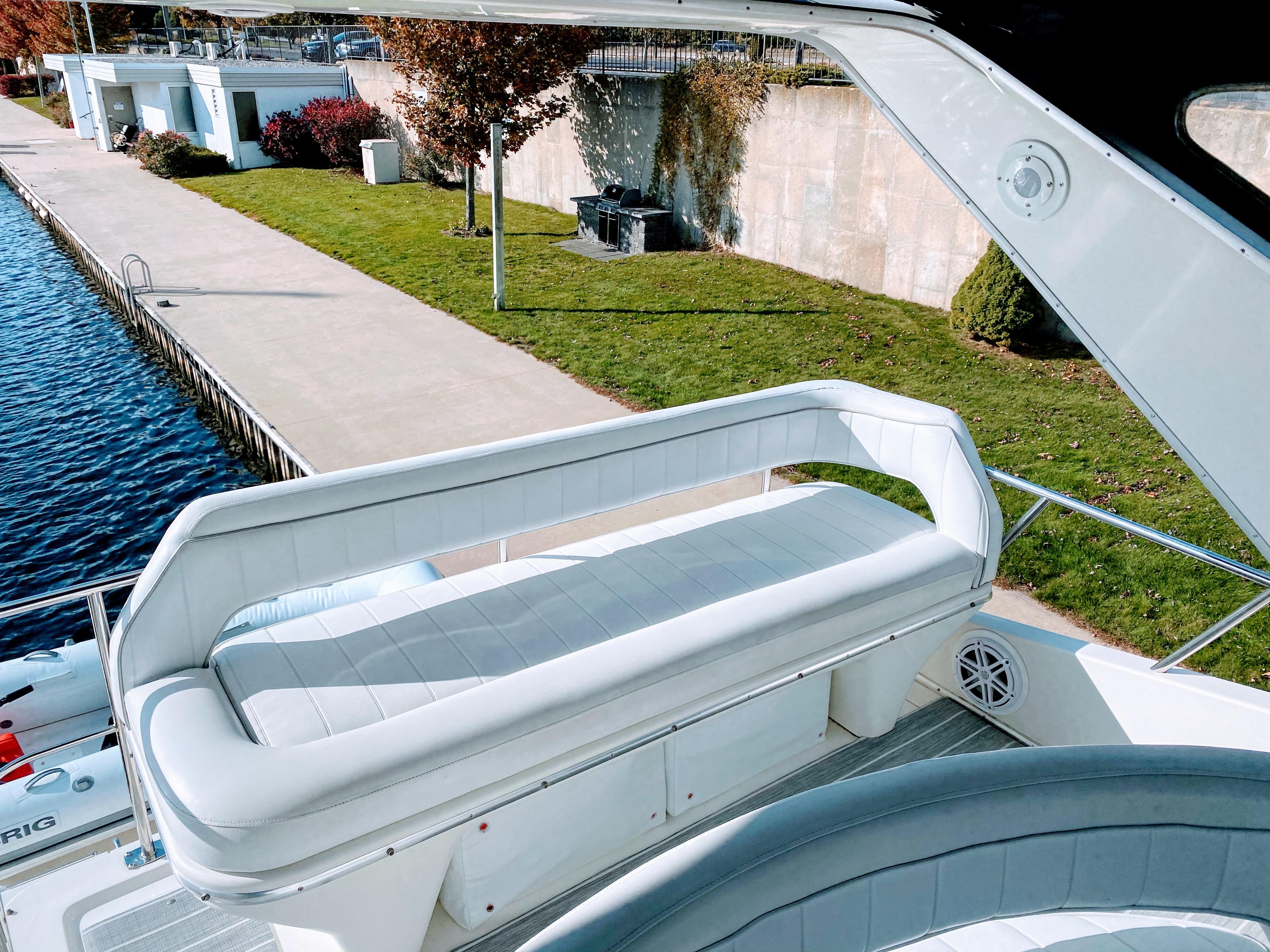 1993 55 Sea Ray 550 Sedan Bridge Boats for Sale