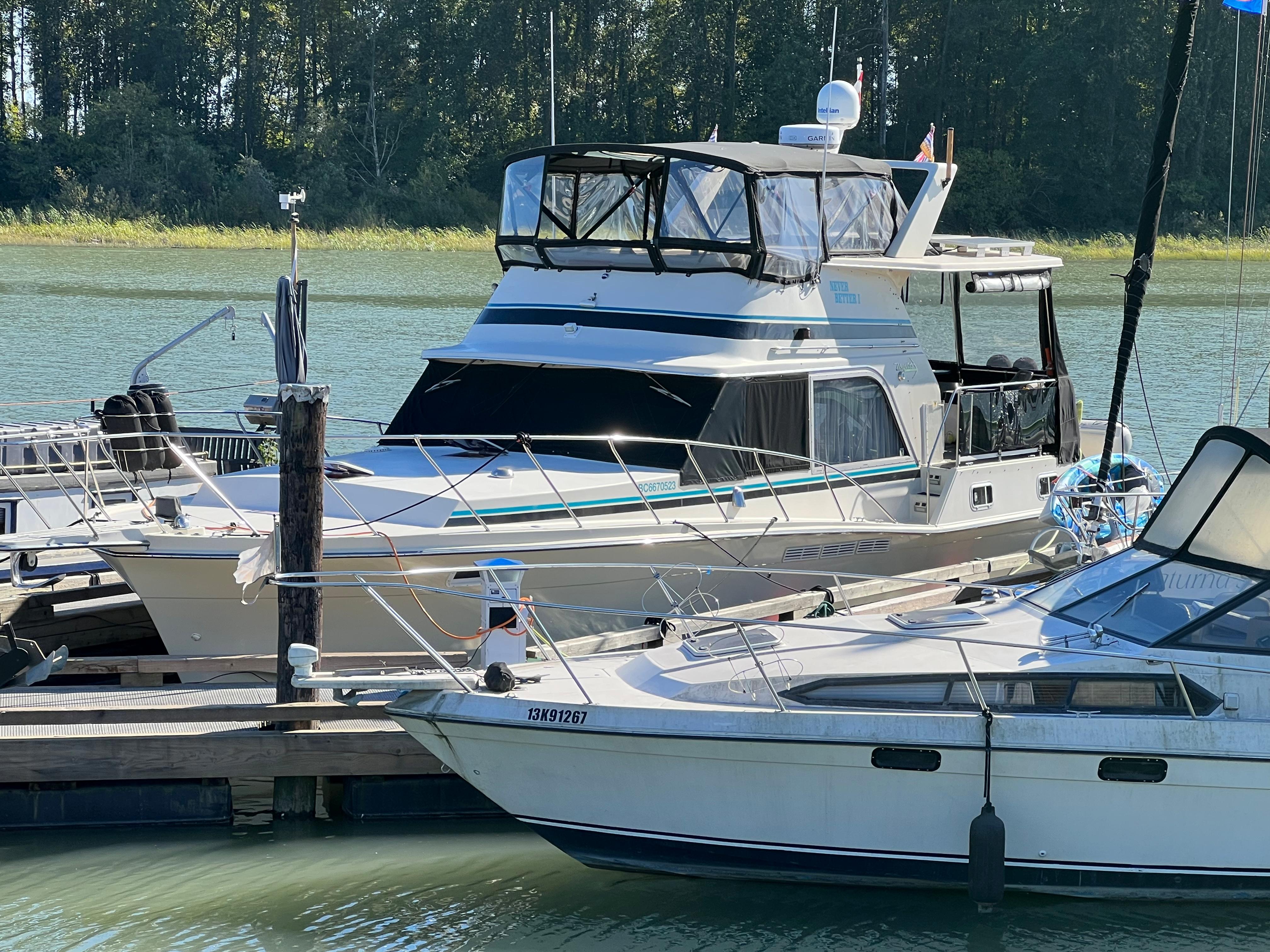 1984 - Uniflite - 42 Double Cabin FB