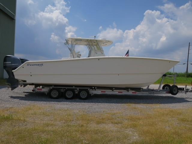 Miss Loco Yacht for Sale | 33 Freeman Yachts Chalmette, LA | Denison ...