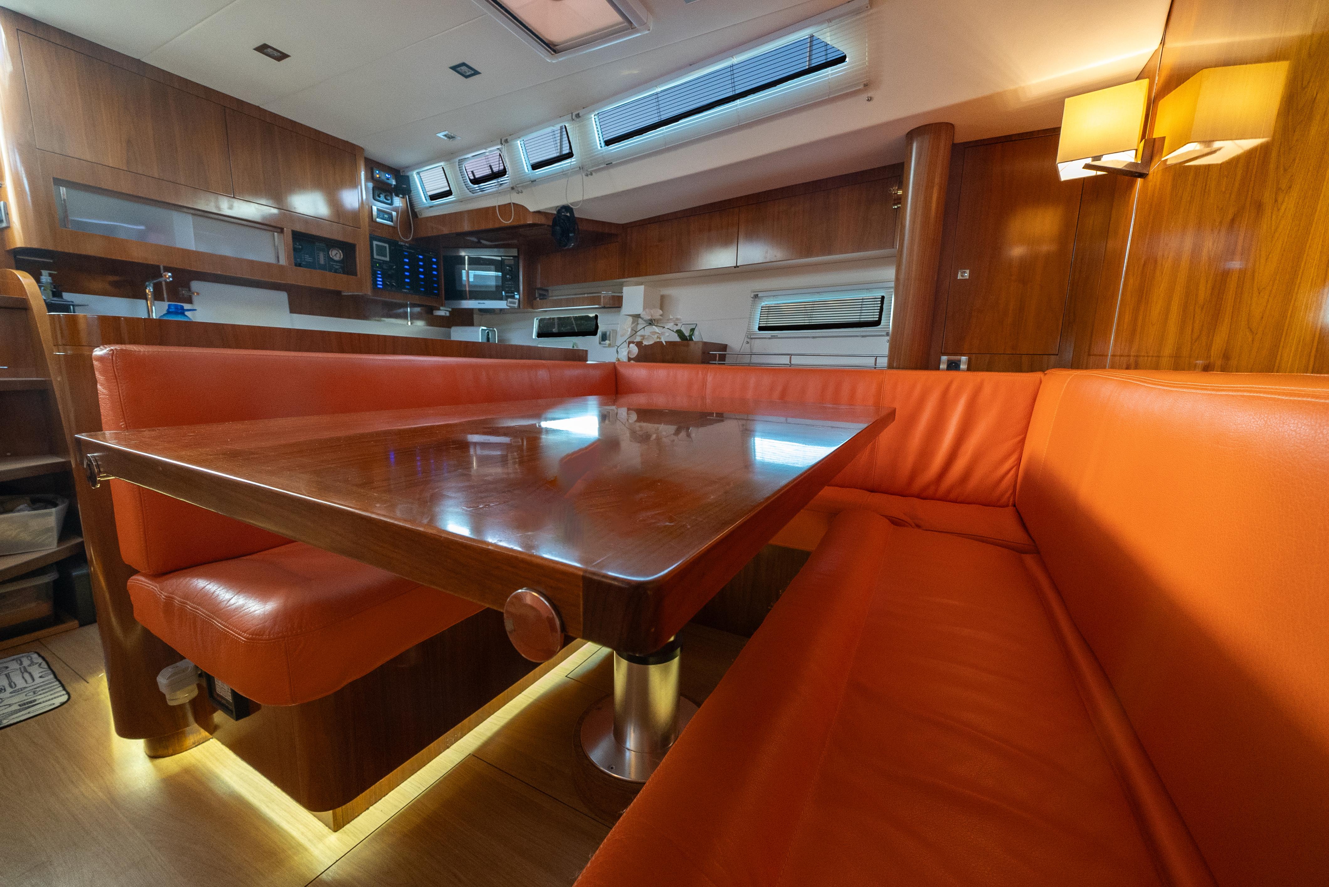 Luxury Long Distance Cruiser Yacht for Sale | 57 Amel Yachts St ...