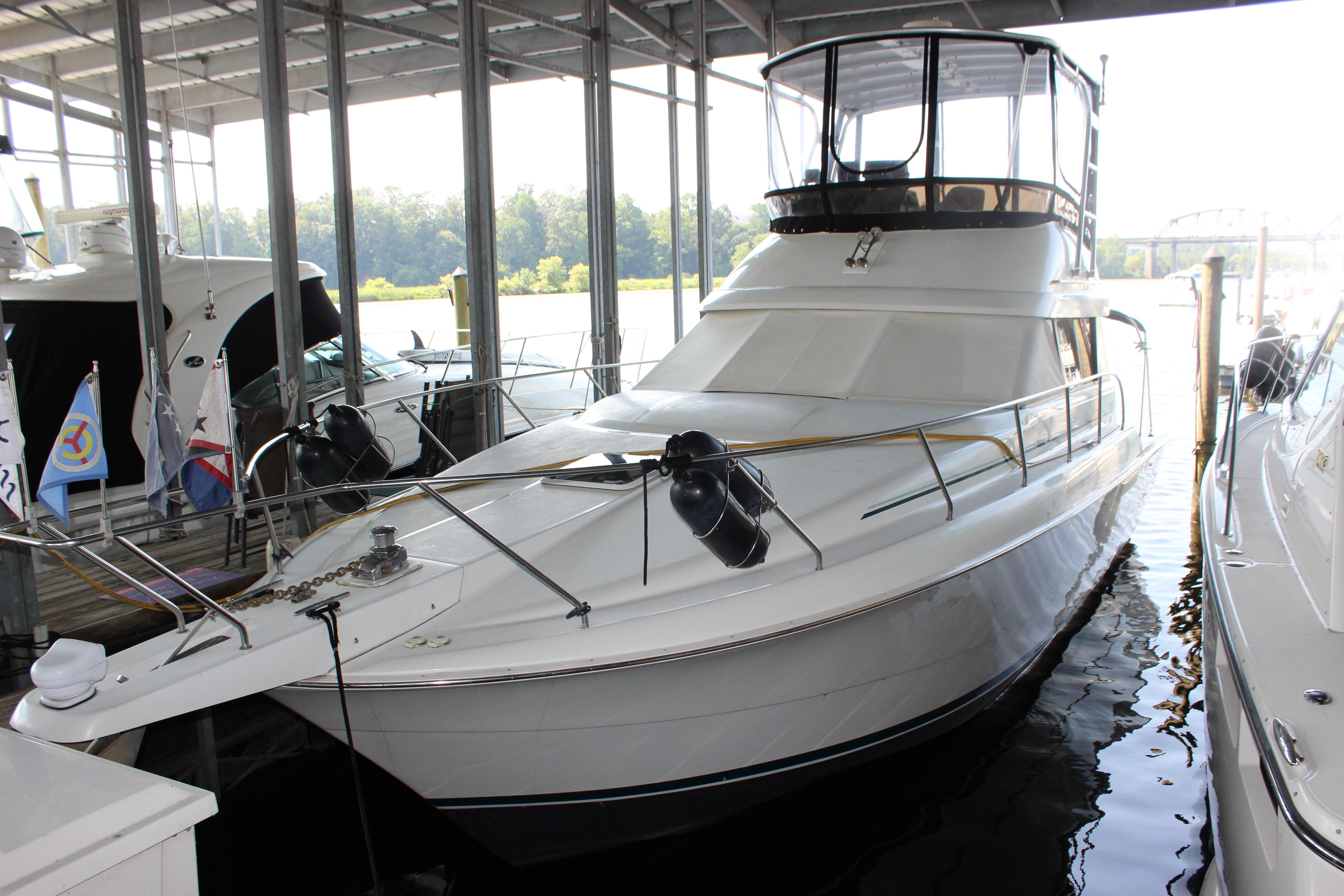 1993 Silverton 34 Convertible | Dominion Yachts