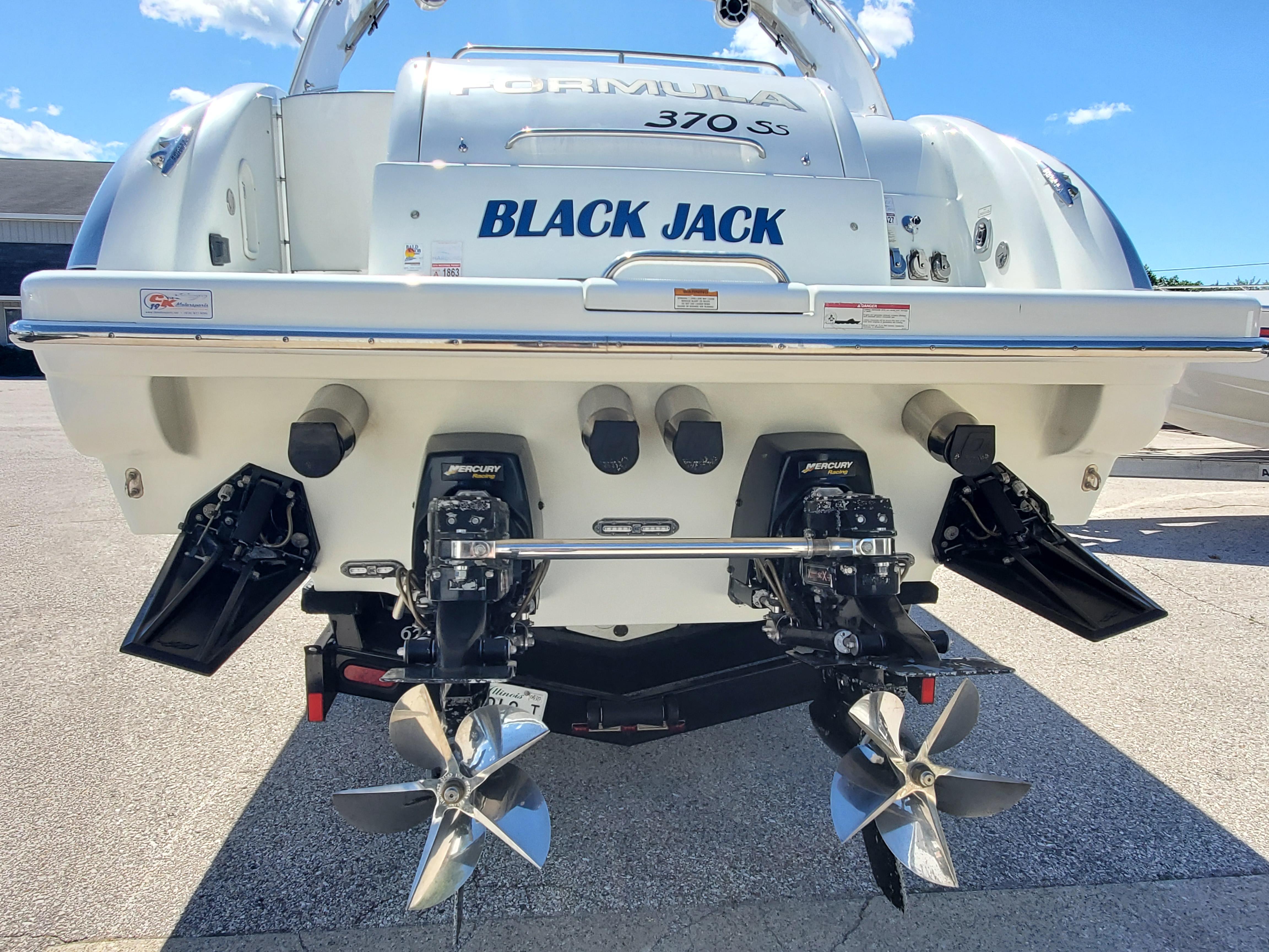 Black Jack Yacht for Sale | 37 Formula Yachts Spring Lake, MI | Denison ...