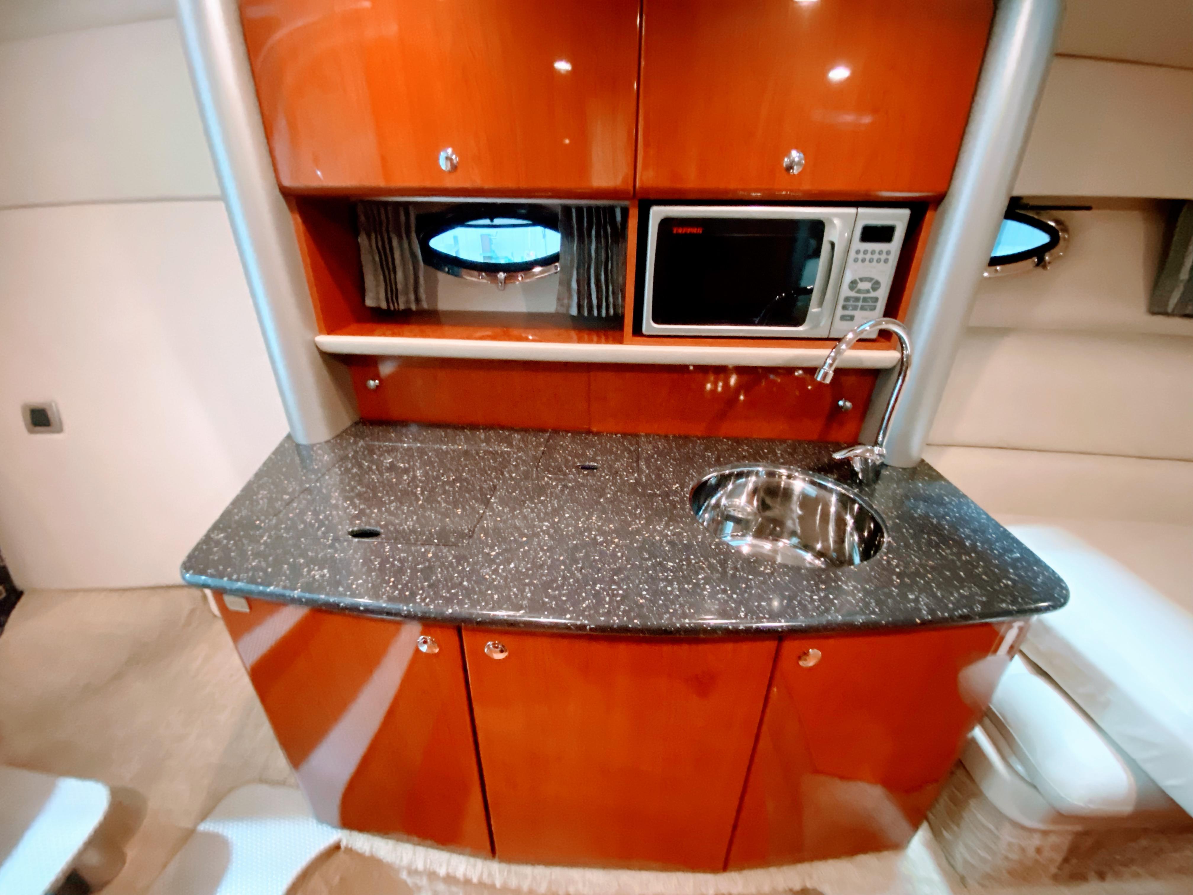 Black Jack Yacht for Sale | 37 Formula Yachts Spring Lake, MI | Denison ...